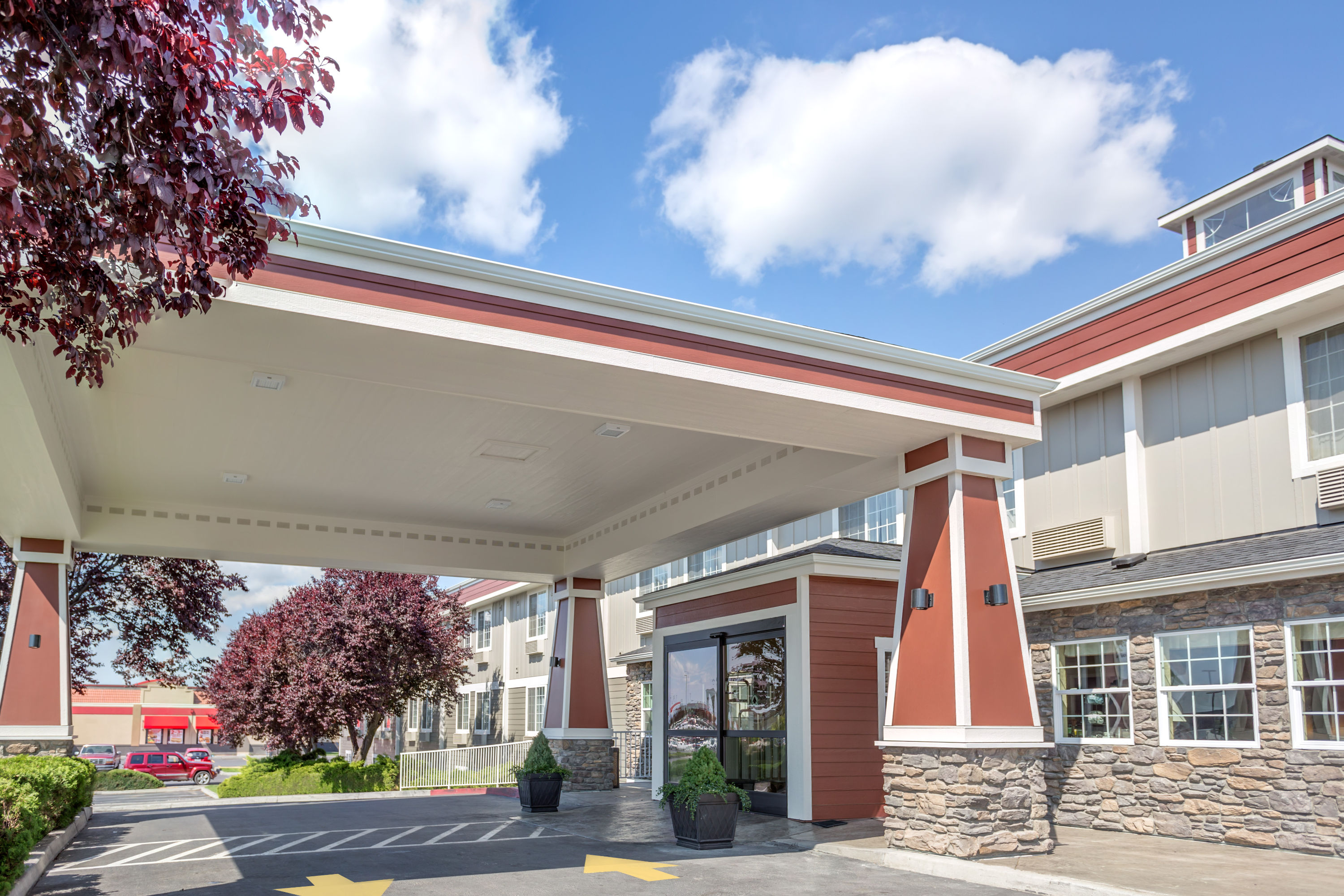 Ramada by Wyndham Moses Lake | Moses Lake, WA Hotels