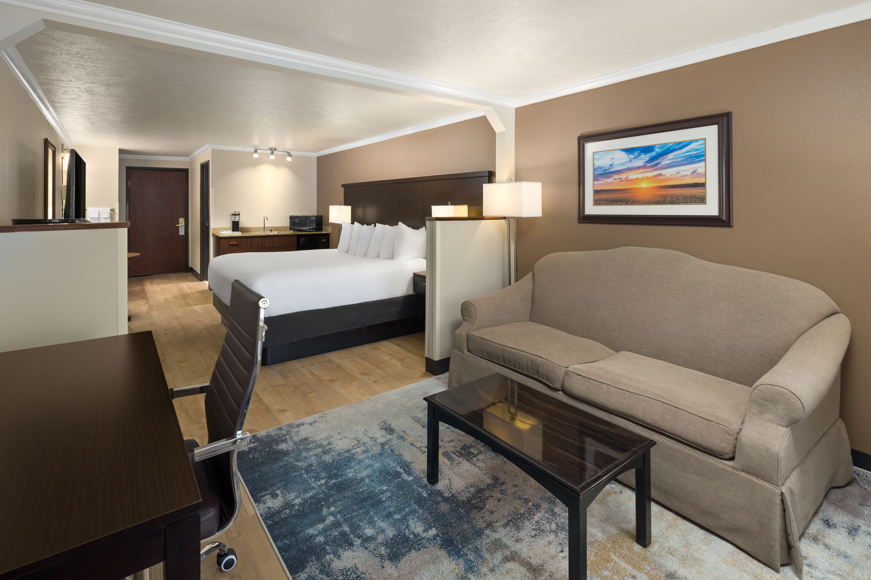 Ramada by Wyndham Moses Lake | Moses Lake, WA Hotels