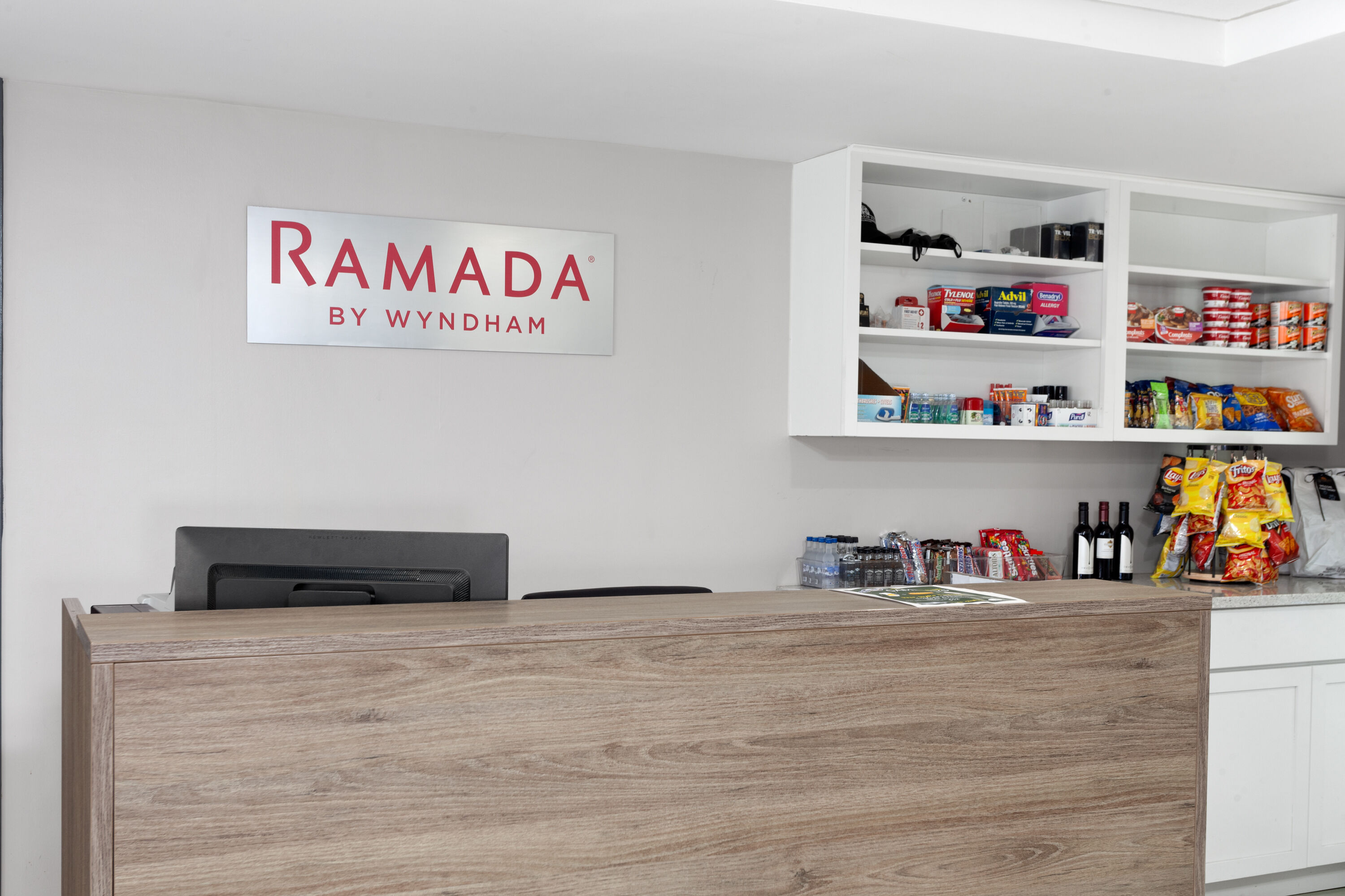 Ramada by Wyndham Milwaukee | Milwaukee, WI Hotels