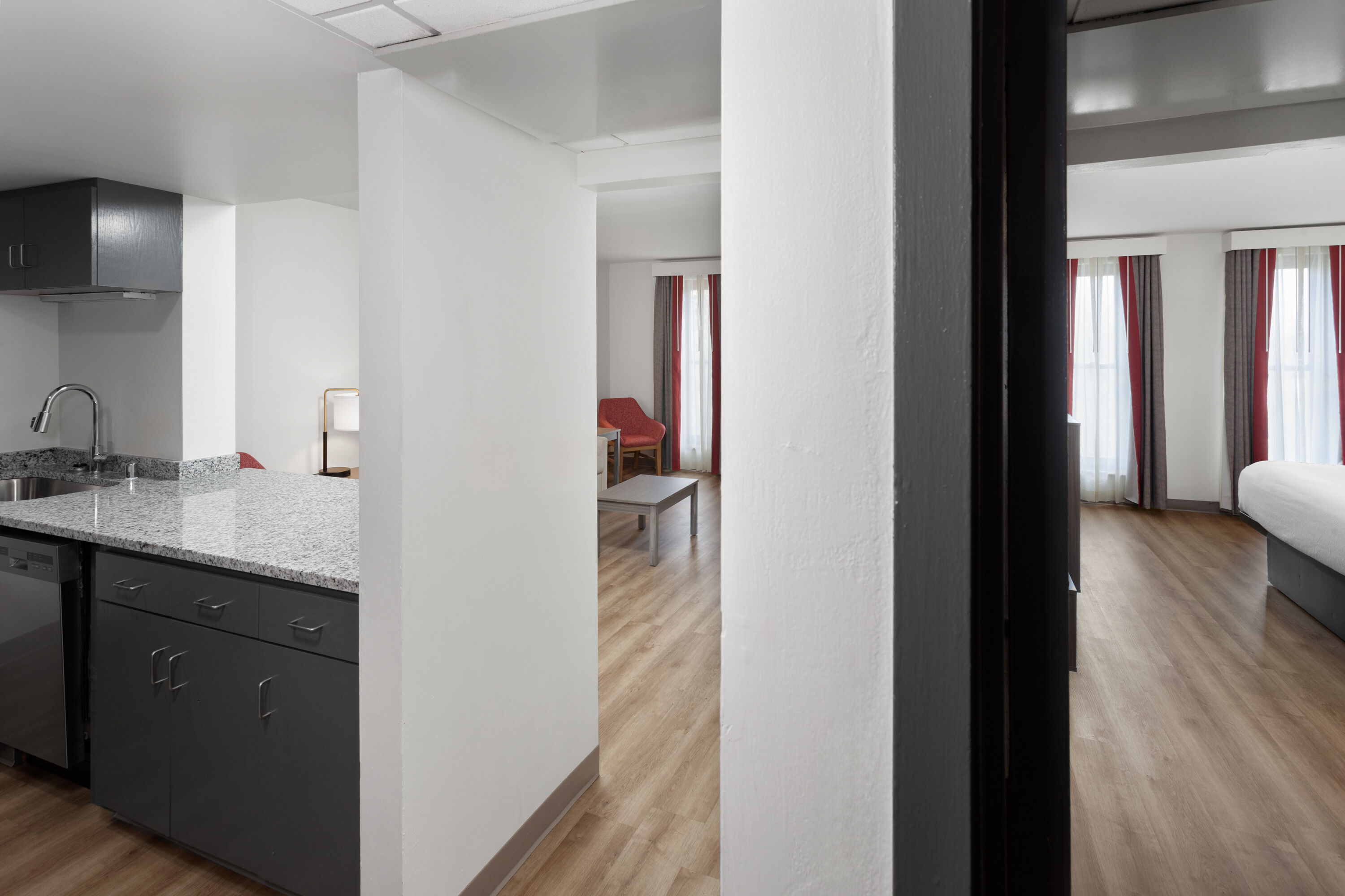 Ramada by Wyndham Milwaukee | Milwaukee, WI Hotels