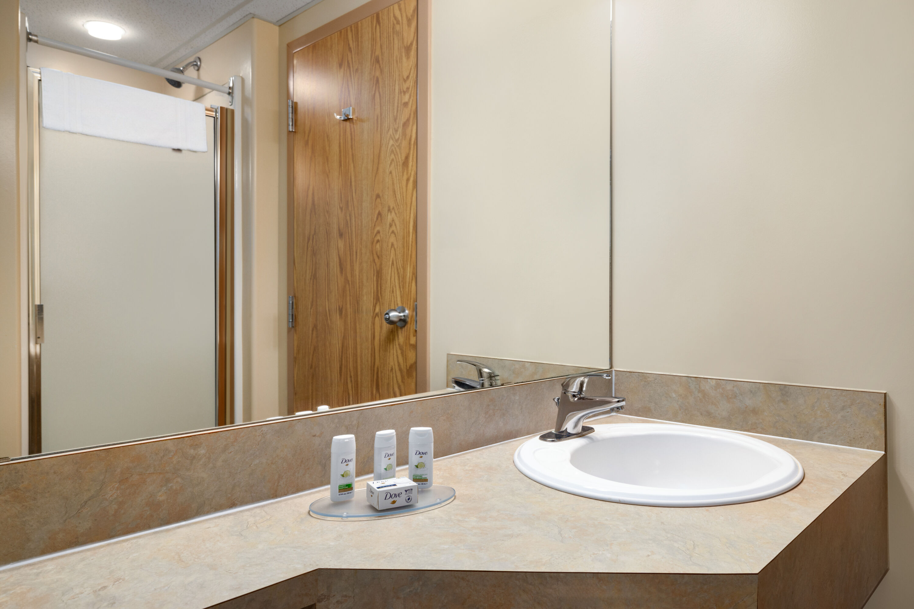 Super 8 by Wyndham Swan River MB | Swan River, MB Hotels