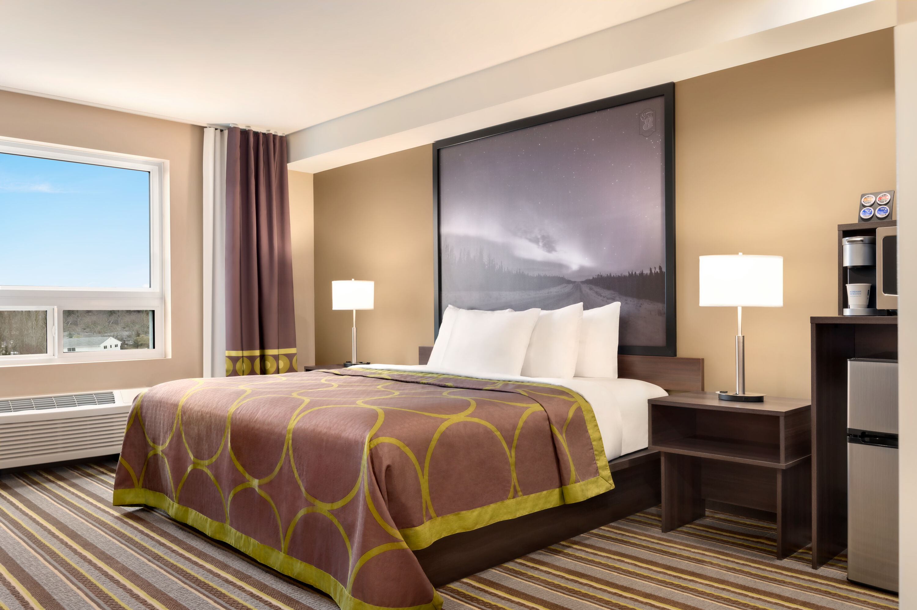Super 8 by Wyndham Thompson | Thompson, MB Hotels