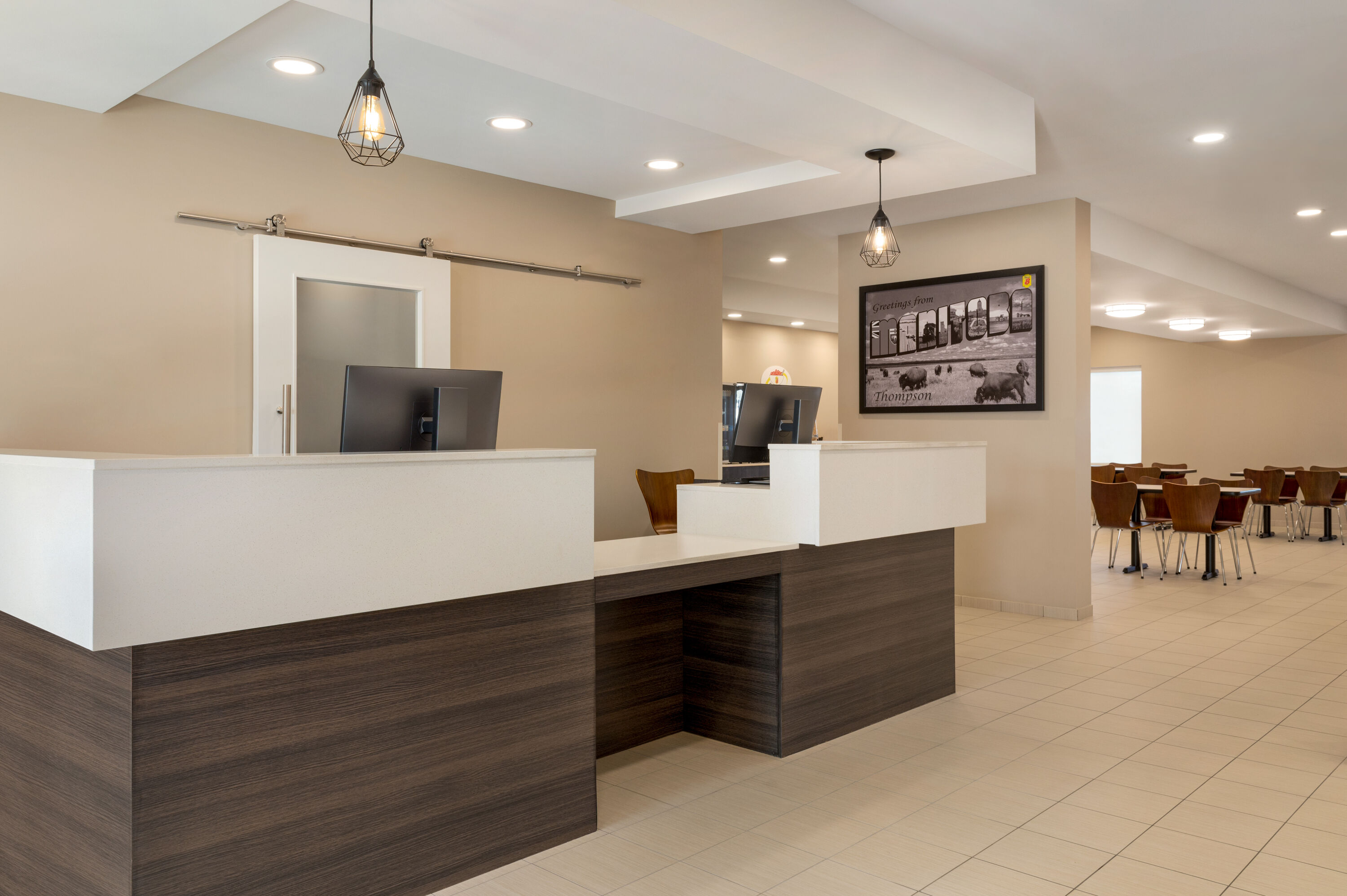 Super 8 by Wyndham Thompson | Thompson, MB Hotels
