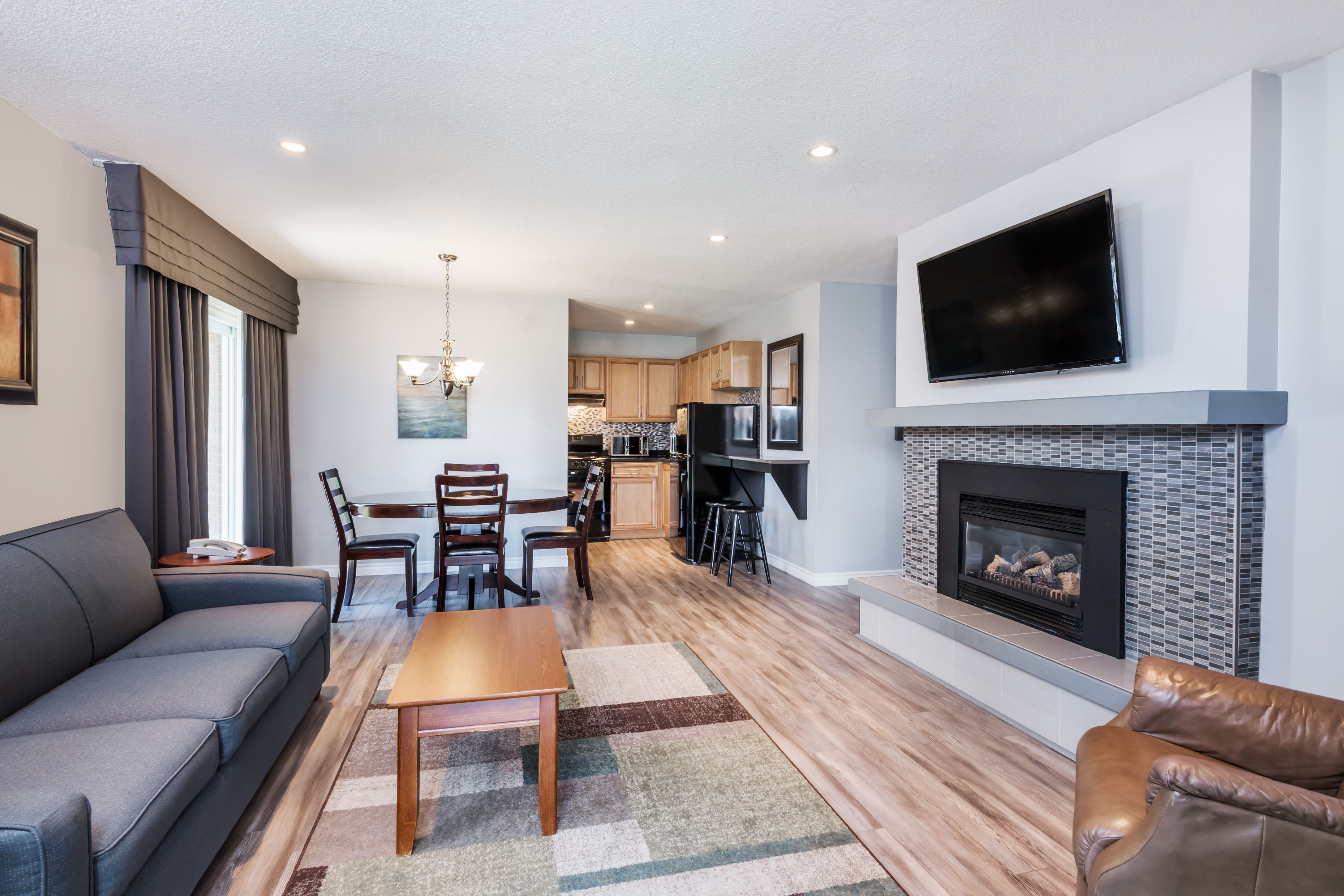 Super 8 by Wyndham Port Elgin | Port Elgin, ON Hotels