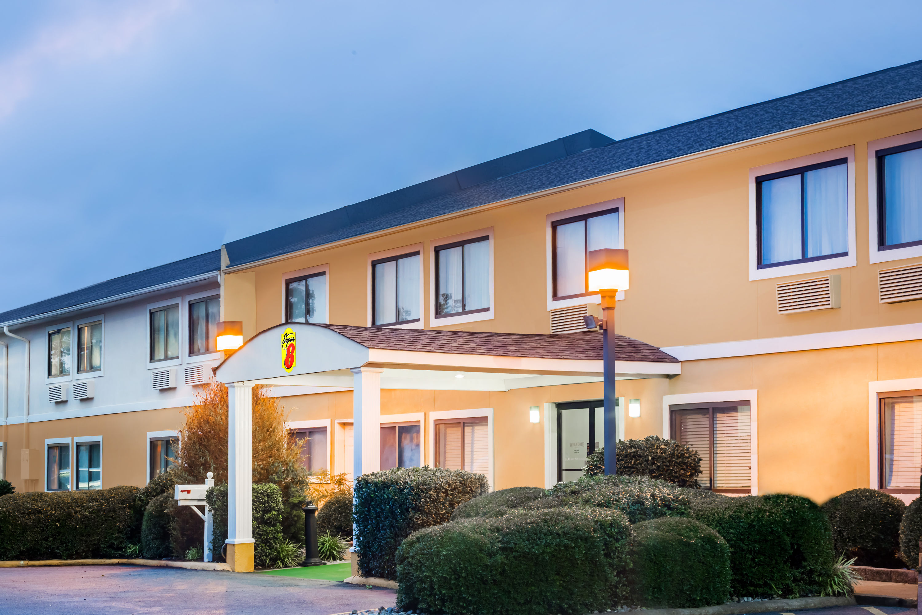 Super 8 by Wyndham Jonesboro | Jonesboro, AR Hotels