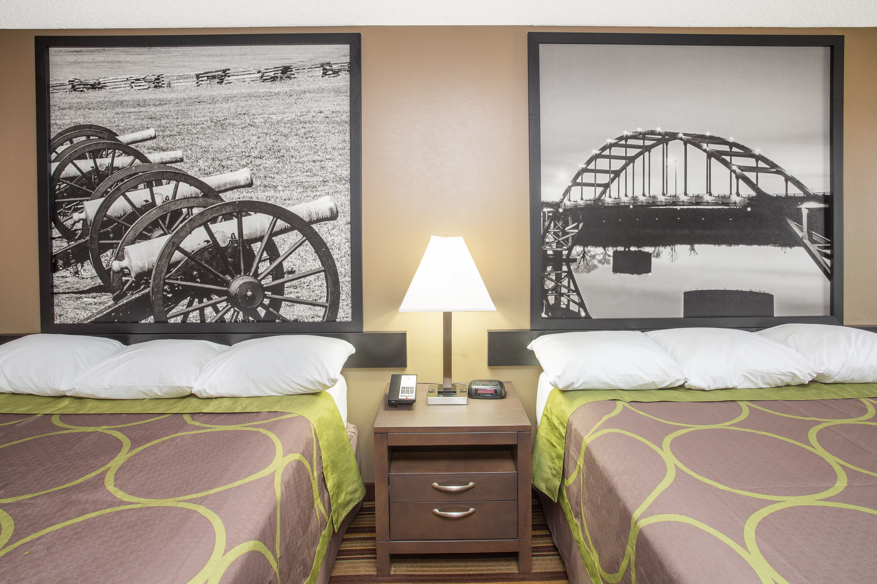Super 8 by Wyndham Springdale AR | Springdale, AR Hotels