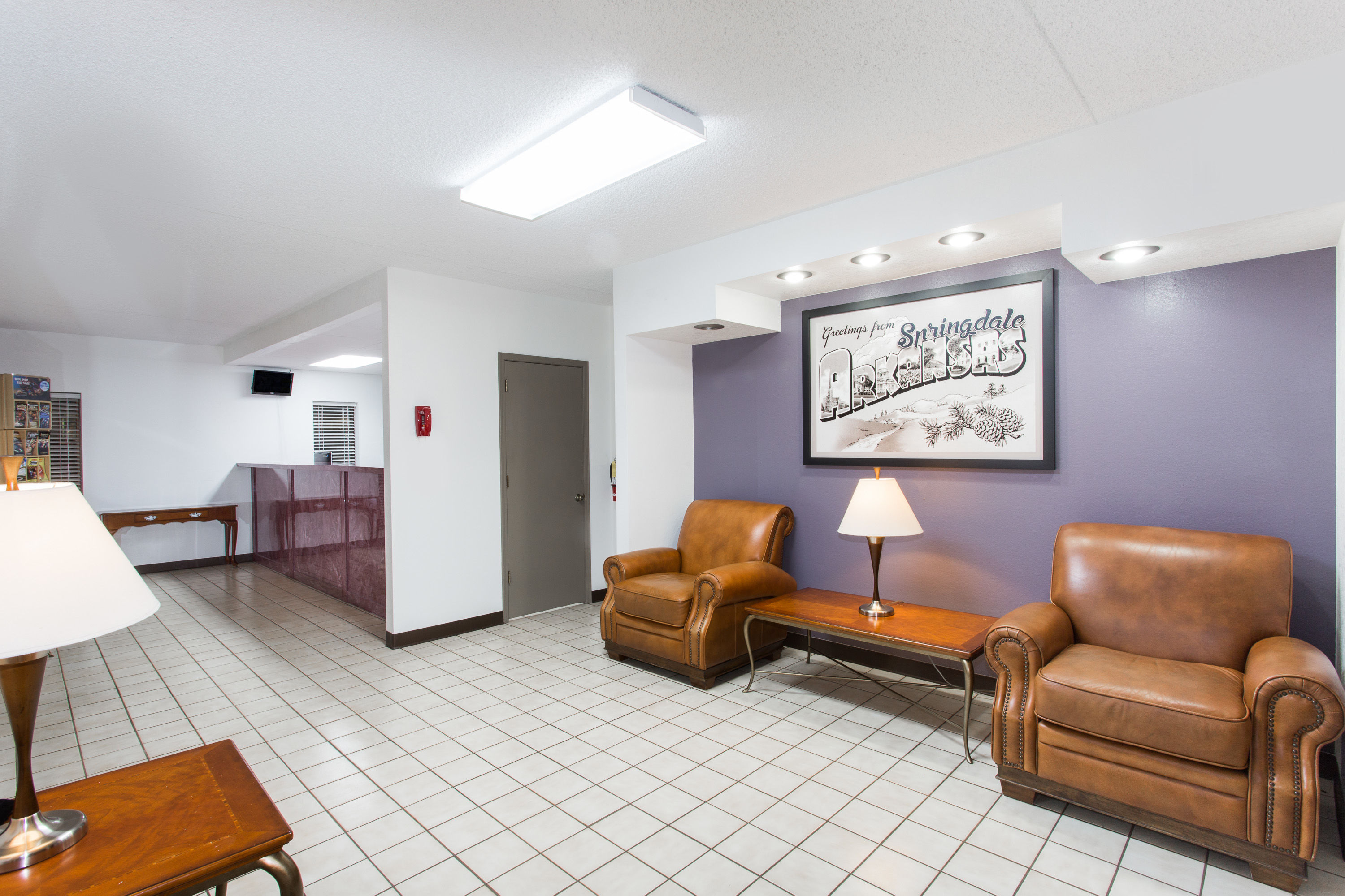 Super 8 by Wyndham Springdale AR | Springdale, AR Hotels