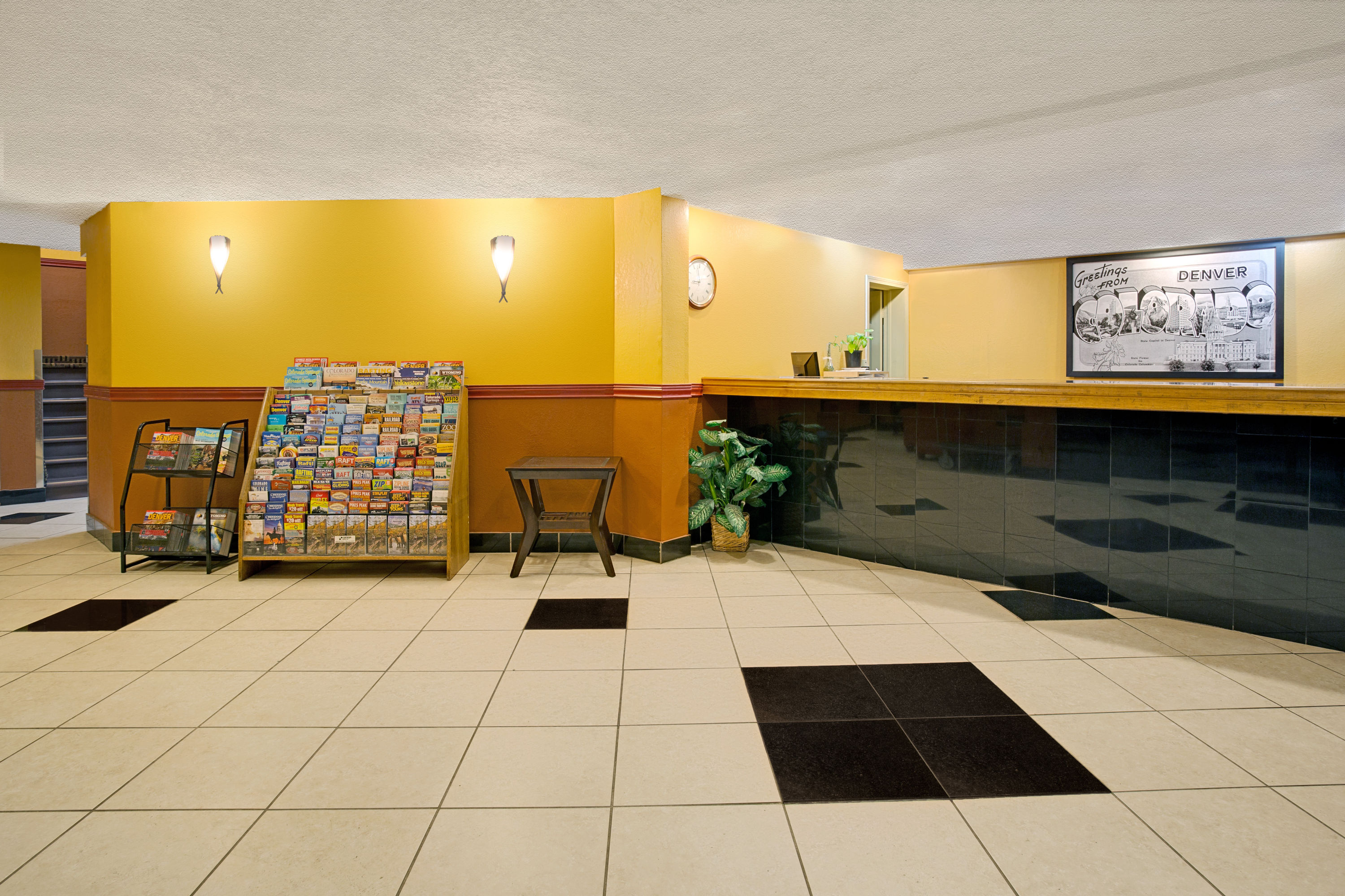 Super 8 by Wyndham Denver Stapleton | Denver, CO Hotels