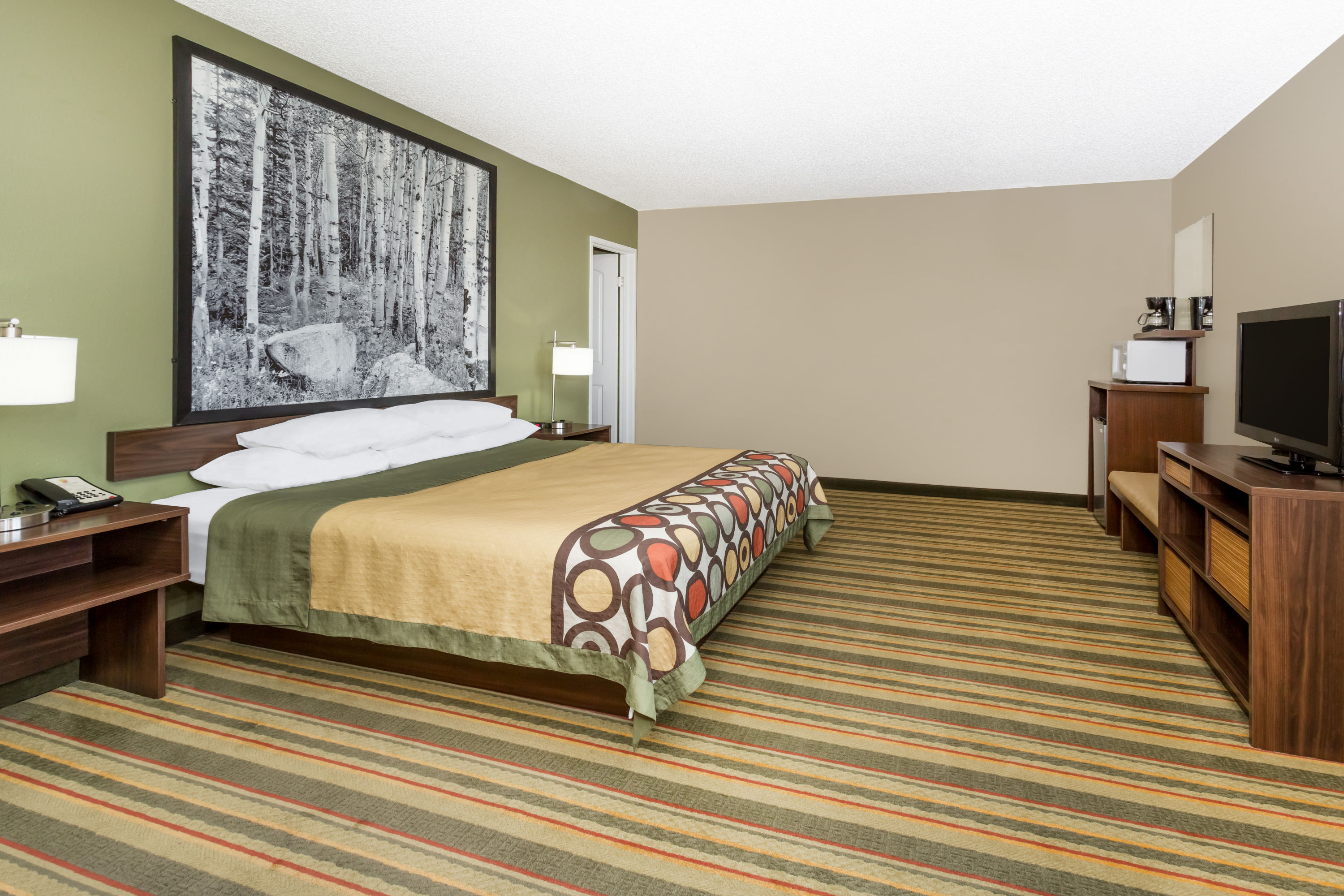 Super 8 by Wyndham Montrose | Montrose, CO Hotels