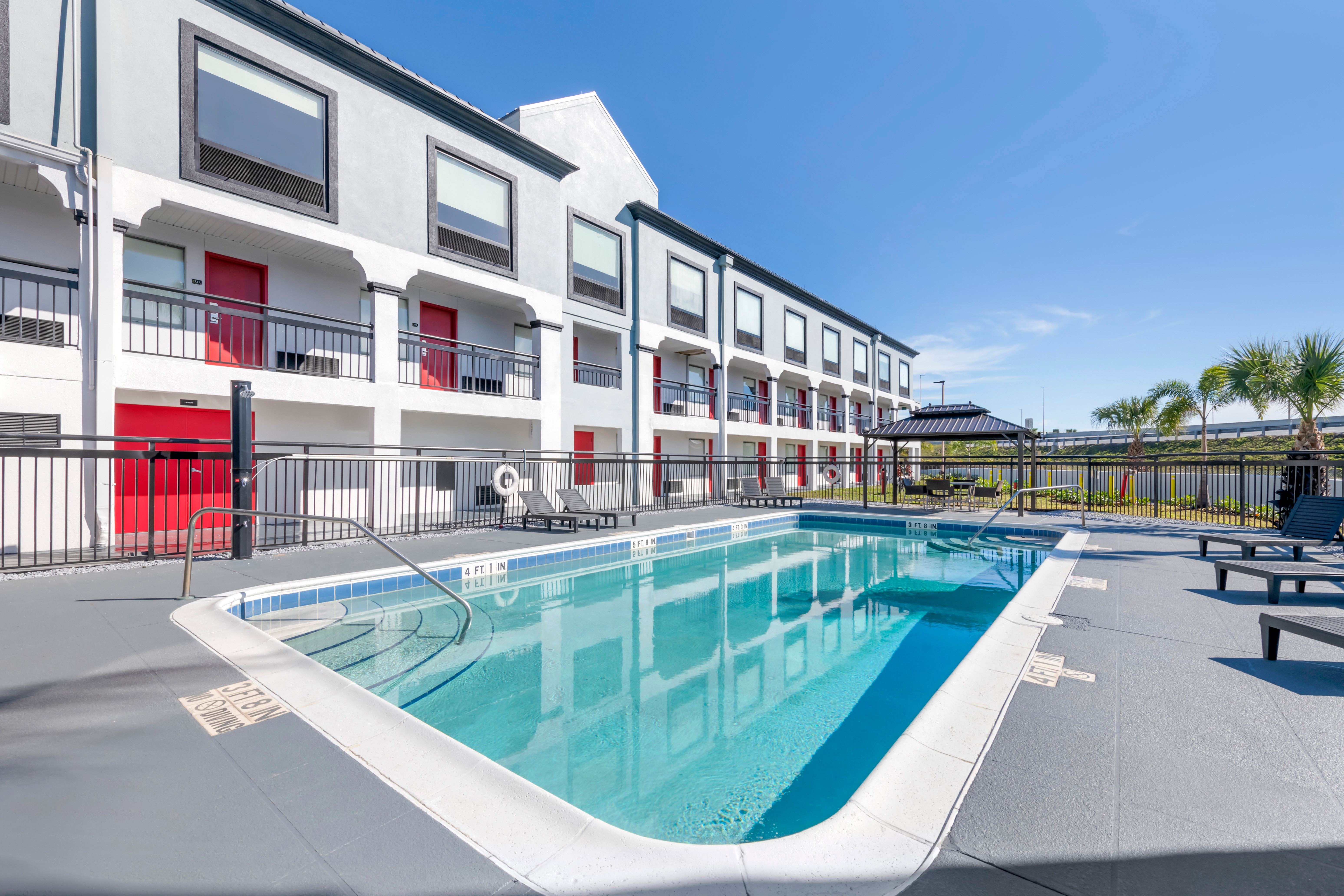 Super 8 by Wyndham Orlando Near Florida Mall | Orlando, FL Hotels