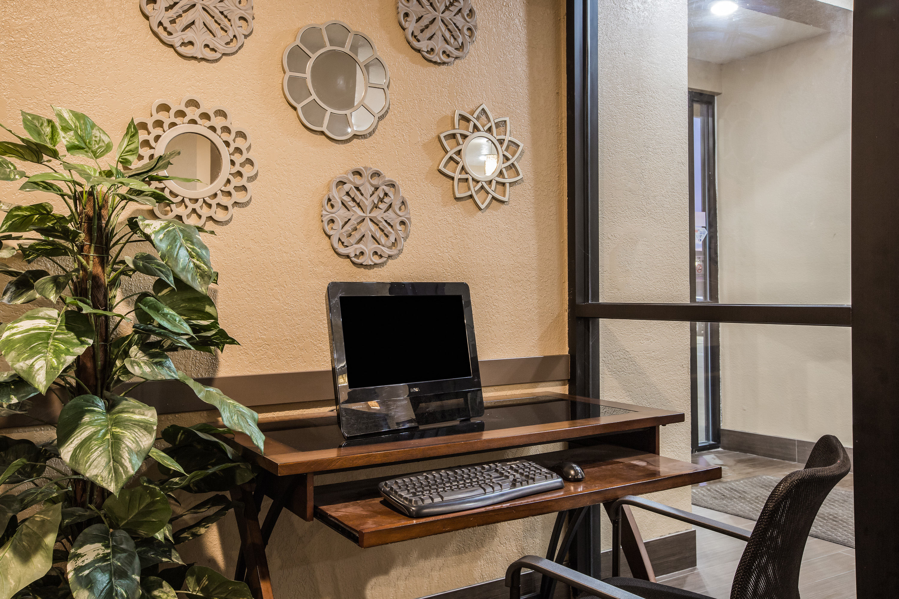 Super 8 by Wyndham Altoona | Altoona, IA Hotels