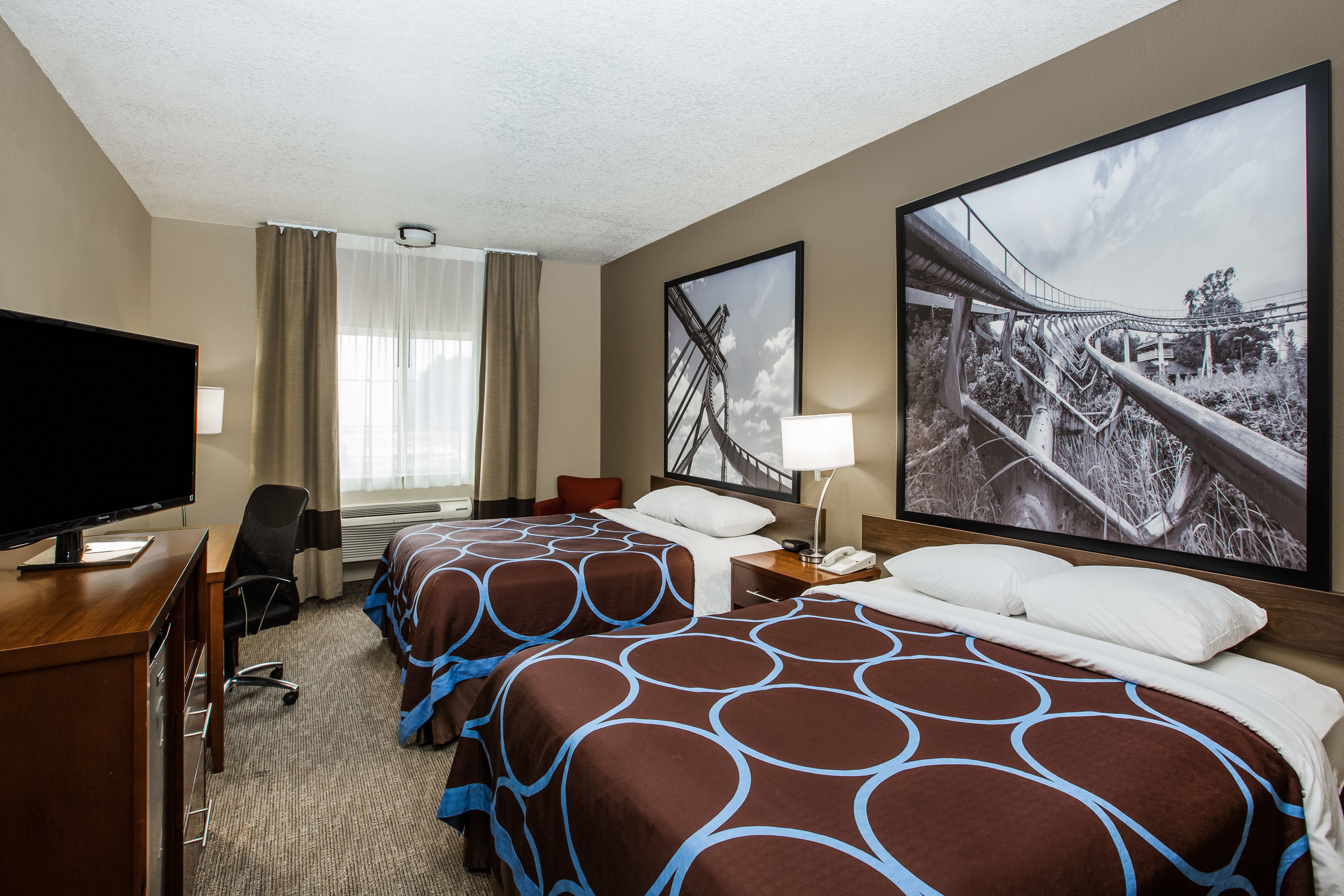 Super 8 by Wyndham Altoona | Altoona, IA Hotels