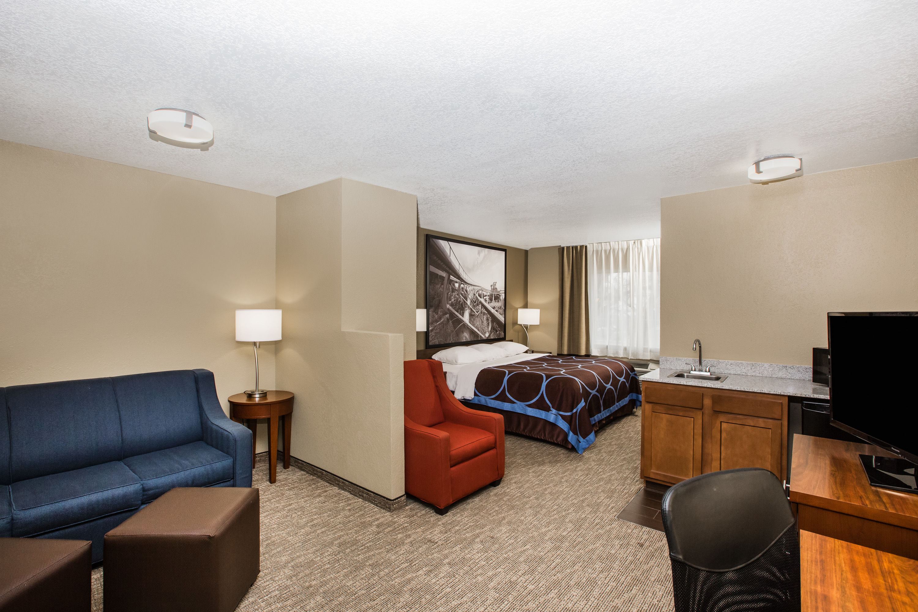 Super 8 by Wyndham Altoona | Altoona, IA Hotels