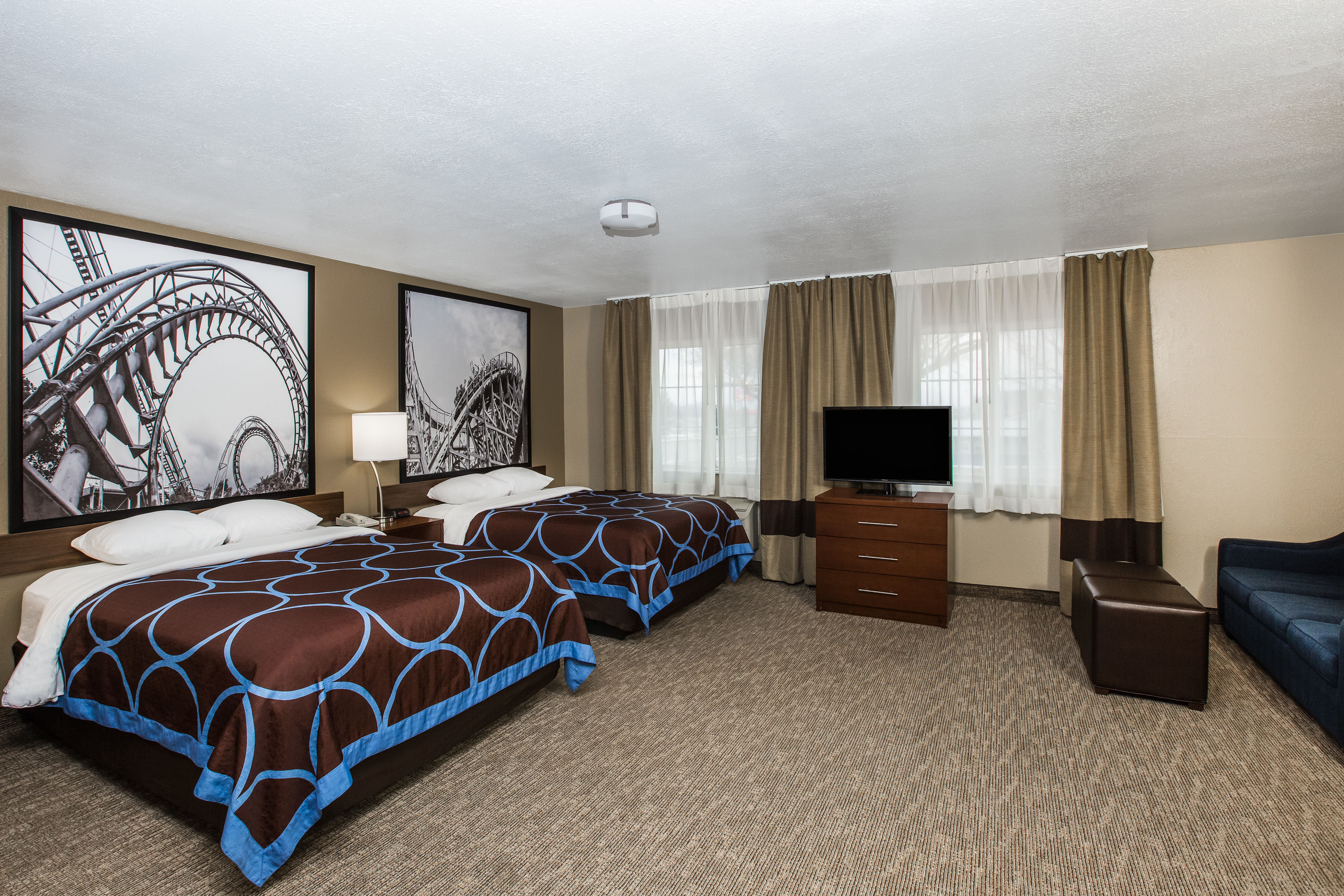 Super 8 by Wyndham Altoona | Altoona, IA Hotels