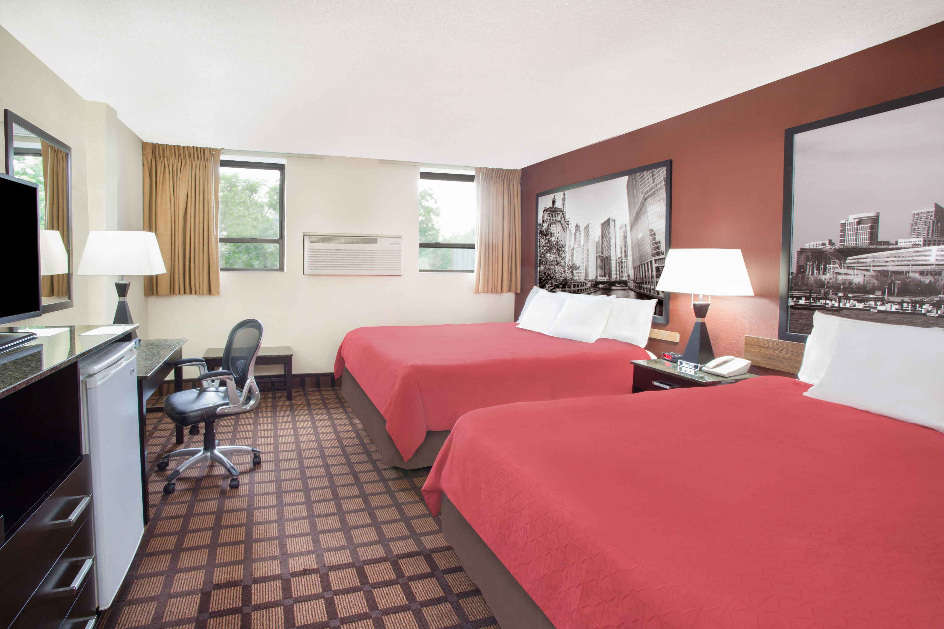 Super 8 by Wyndham Chicago IL | Chicago, IL Hotels