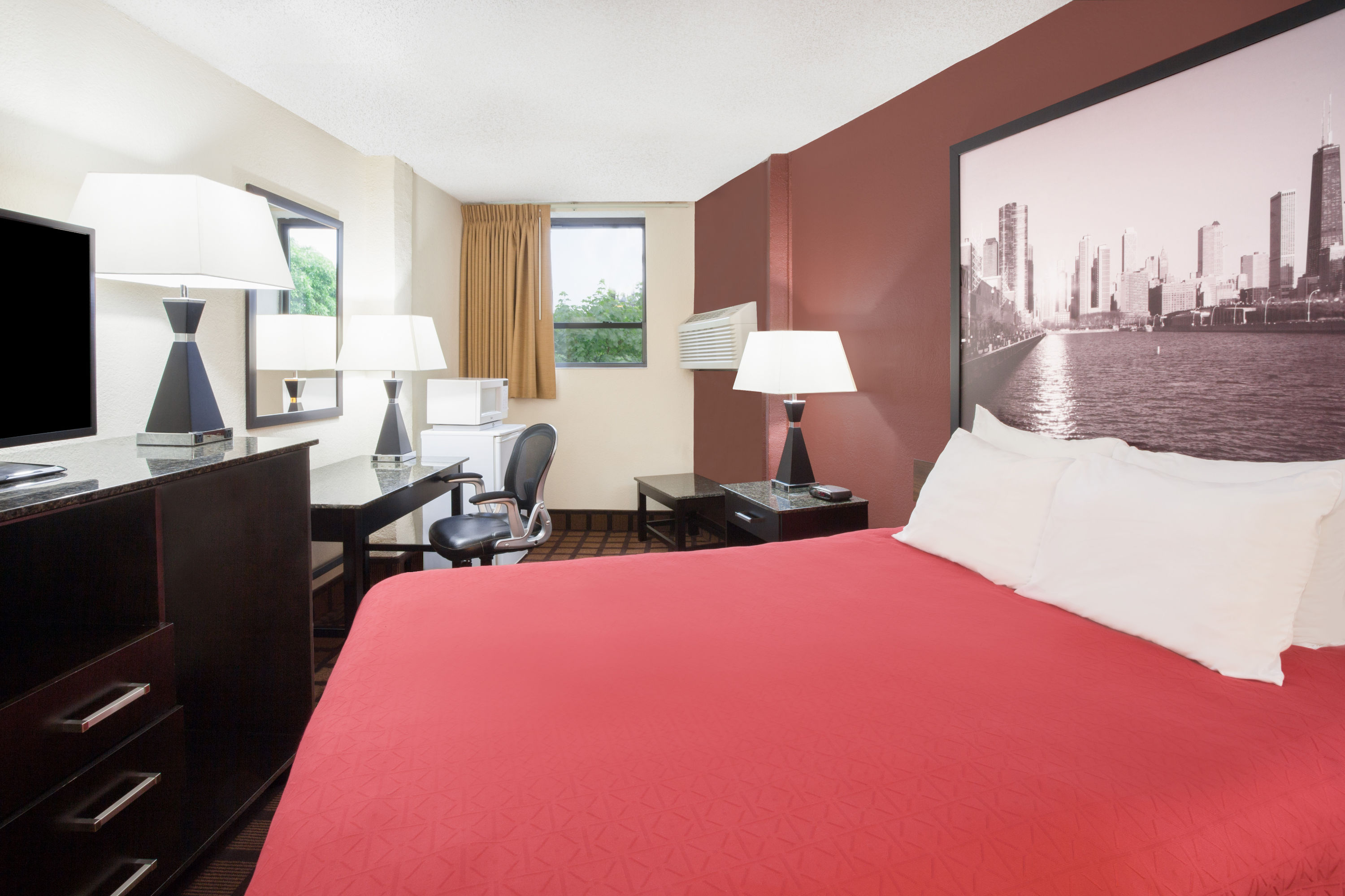 Super 8 by Wyndham Chicago IL | Chicago, IL Hotels