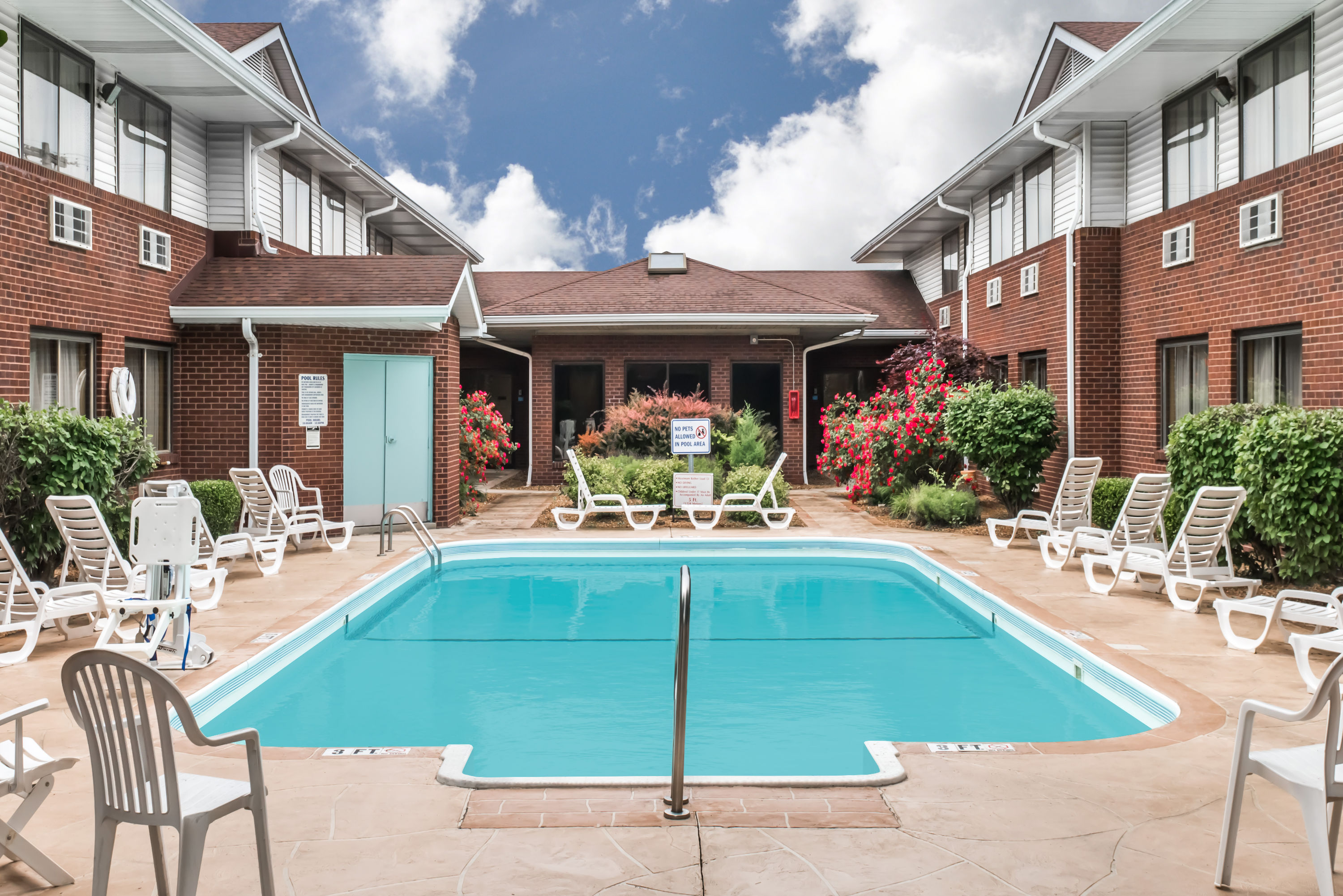 Super 8 by Wyndham O'Fallon | OFallon, IL Hotels