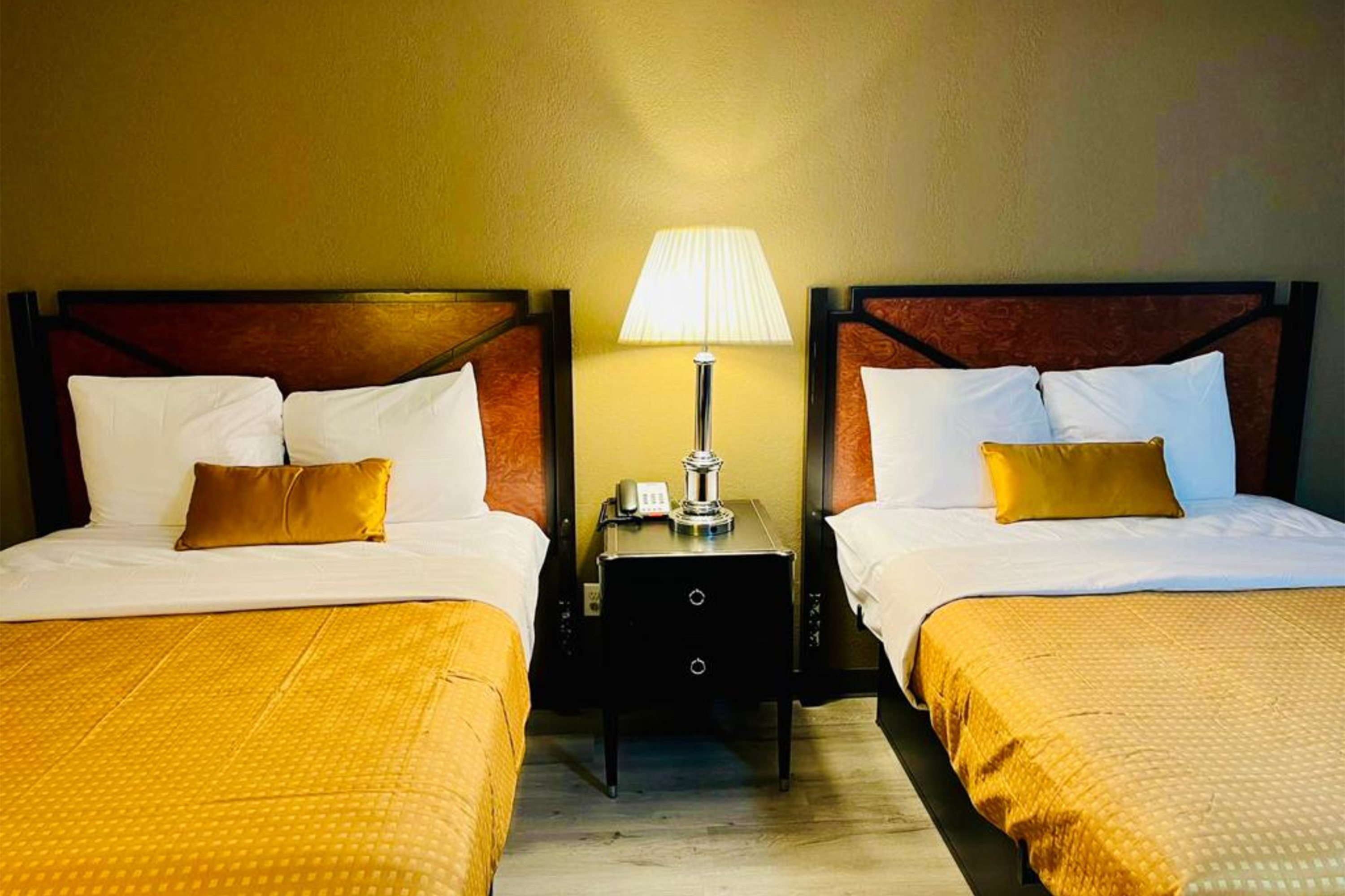 Super 8 by Wyndham Benton Harbor/St. Joseph | Benton Harbor, MI Hotels