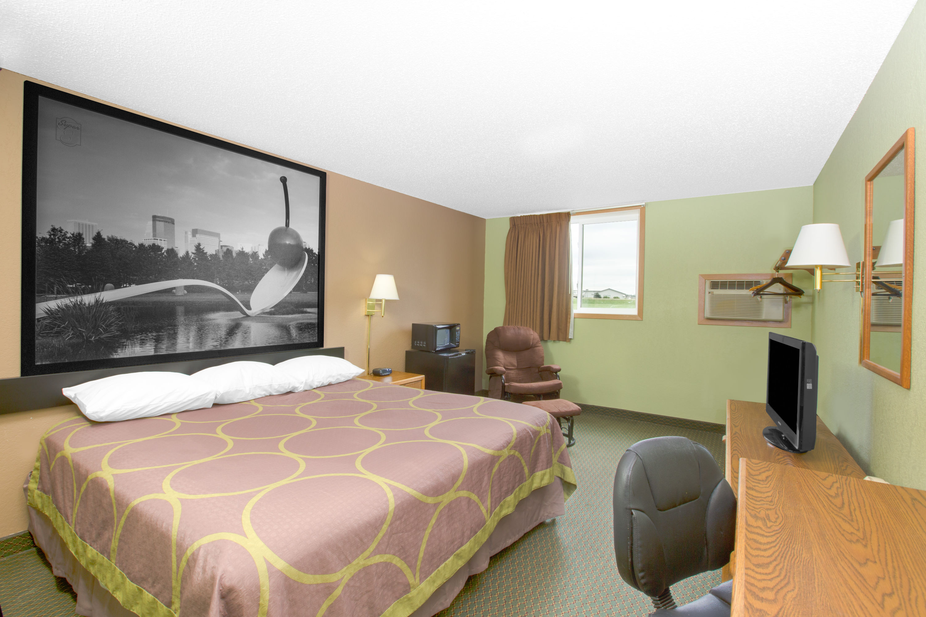 Super 8 by Wyndham Worthington Minnesota | Worthington, MN Hotels