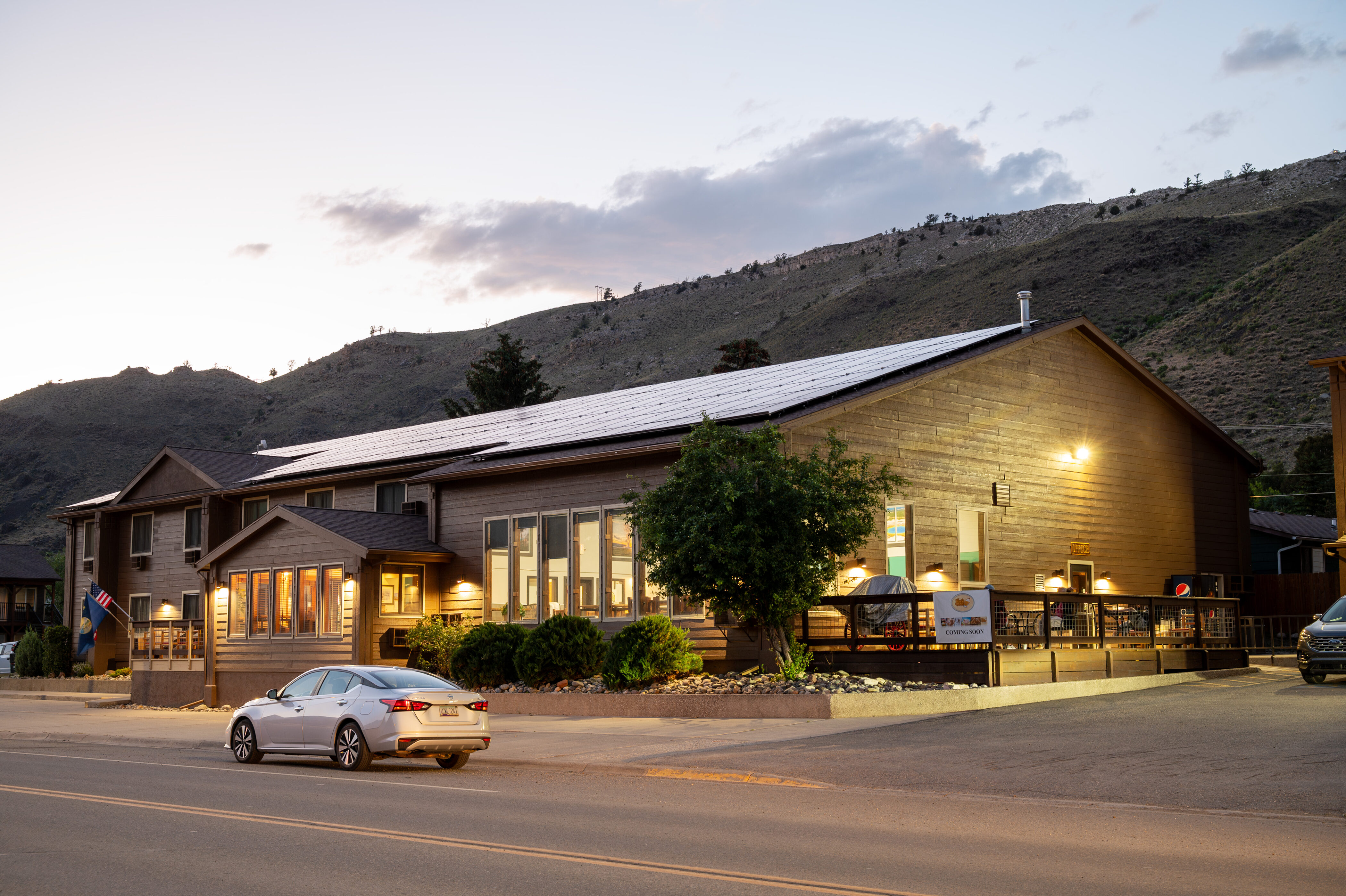 Super 8 by Wyndham Gardiner/Yellowstone Park Area | Gardiner, MT Hotels
