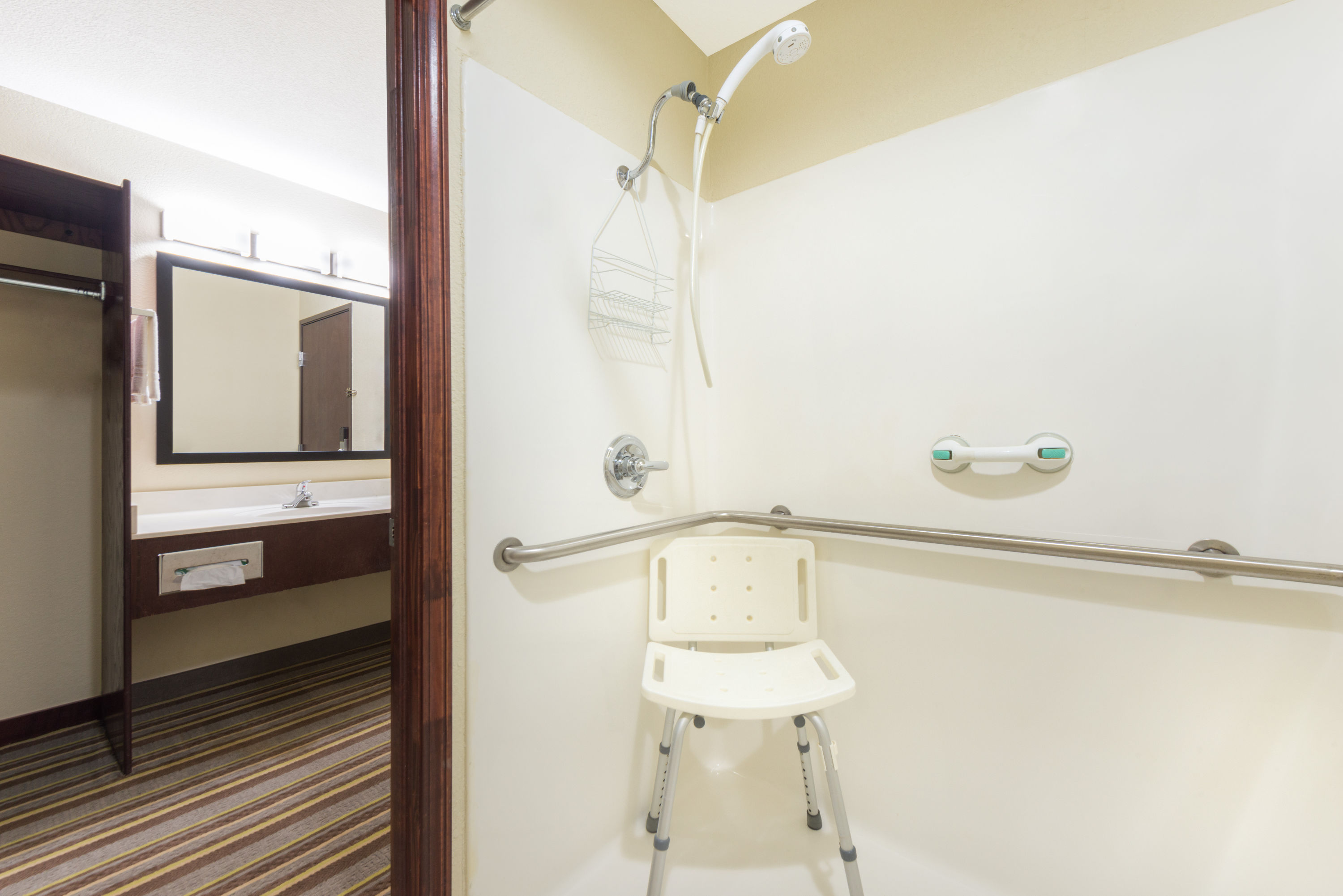 Super 8 by Wyndham Perry | Perry, OK Hotels