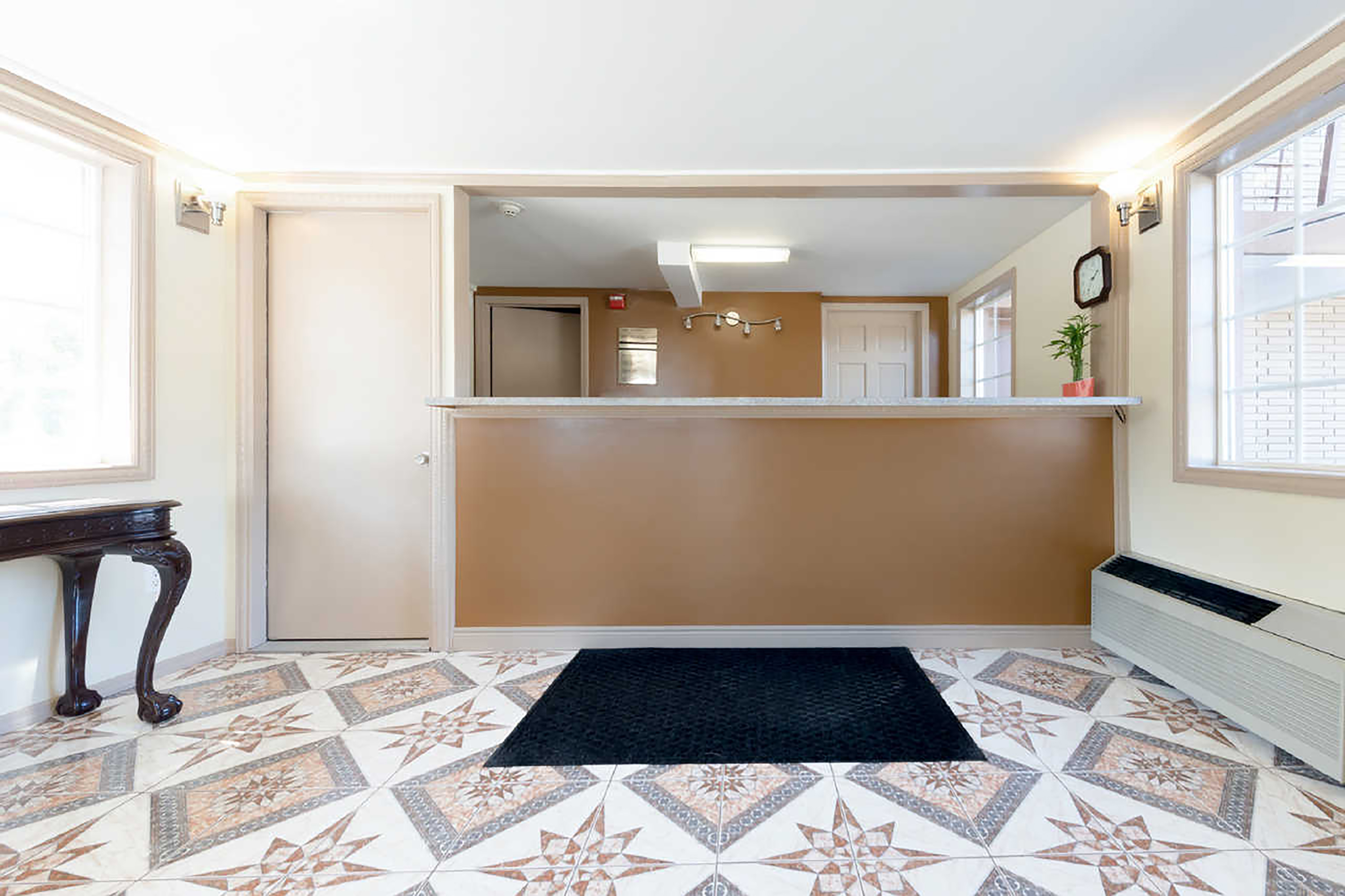 Super 8 by Wyndham Greensburg | Greensburg, PA Hotels