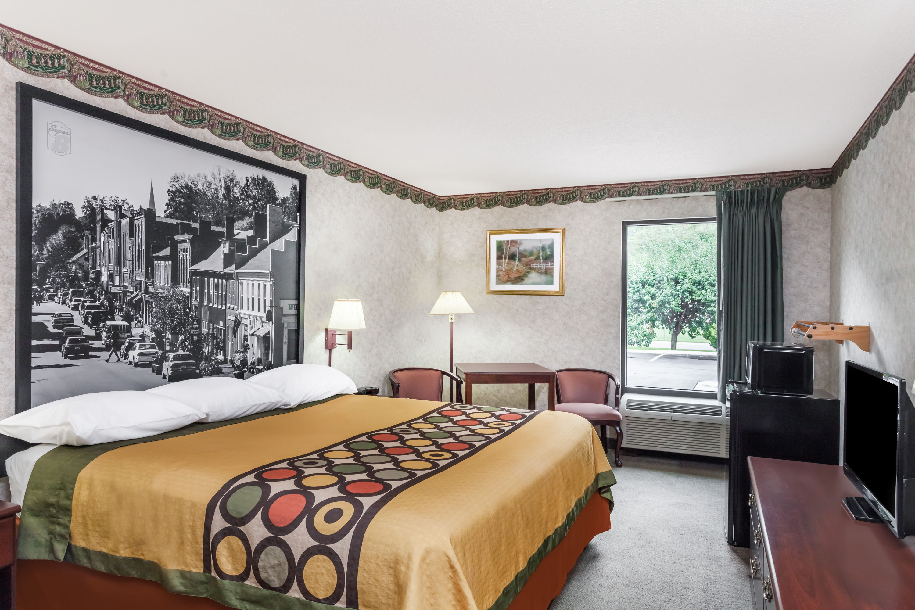 Super 8 by Wyndham Erwin | Erwin, TN Hotels