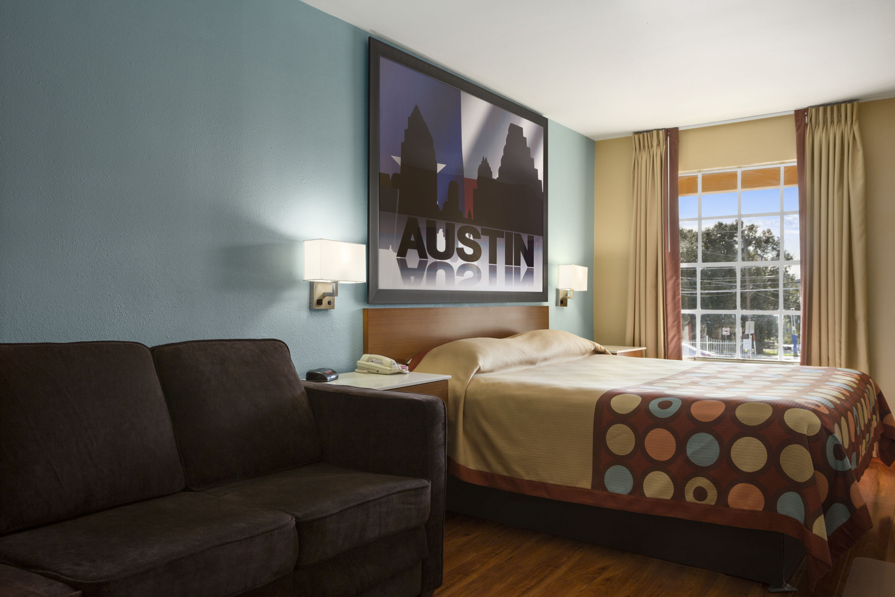 Super 8 by Wyndham Austin Downtown/Capitol Area | Austin, TX Hotels
