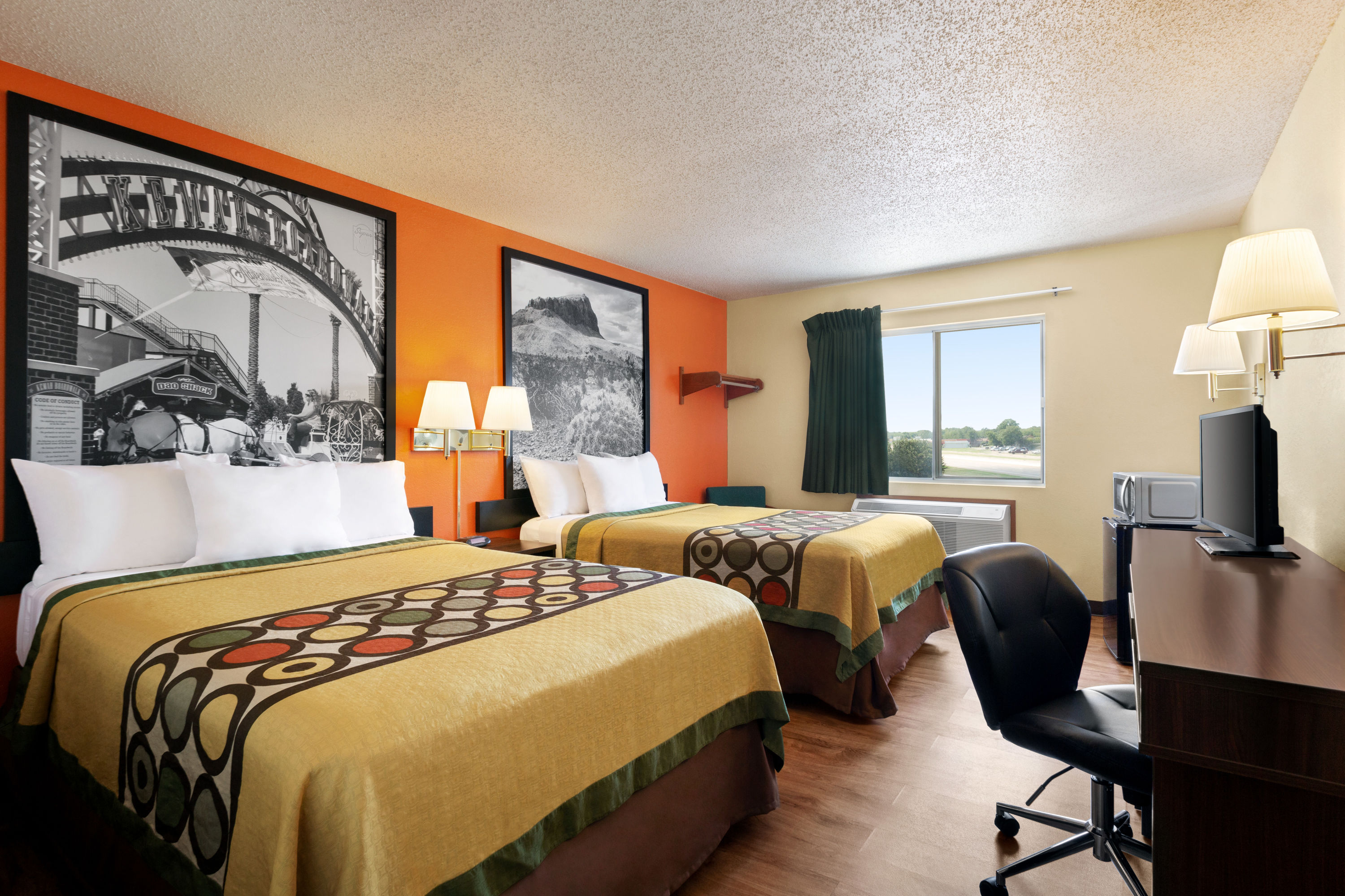 Super 8 by Wyndham Waco University Area | Waco, TX Hotels
