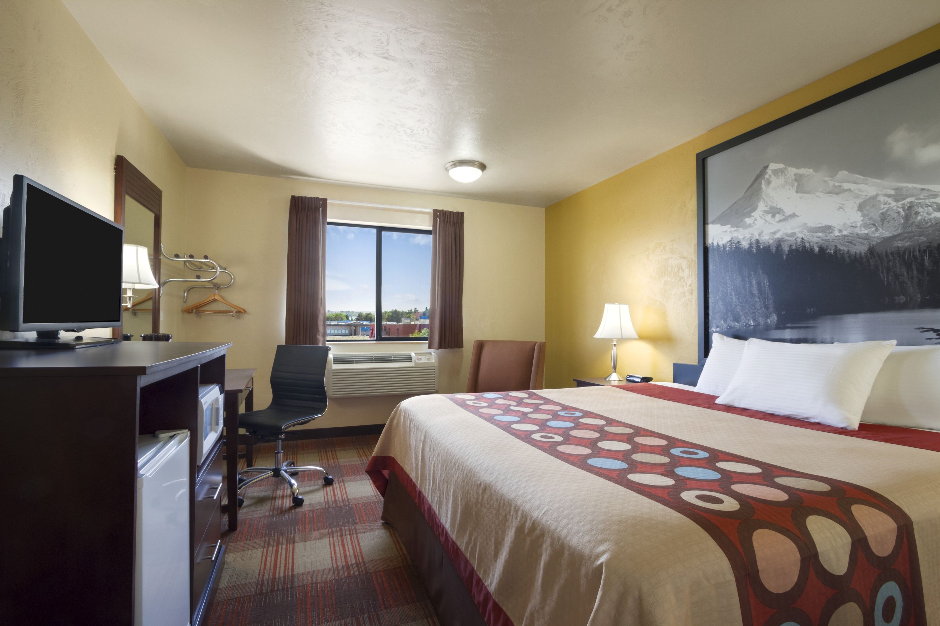 Super 8 by Wyndham Kennewick | Kennewick, WA Hotels