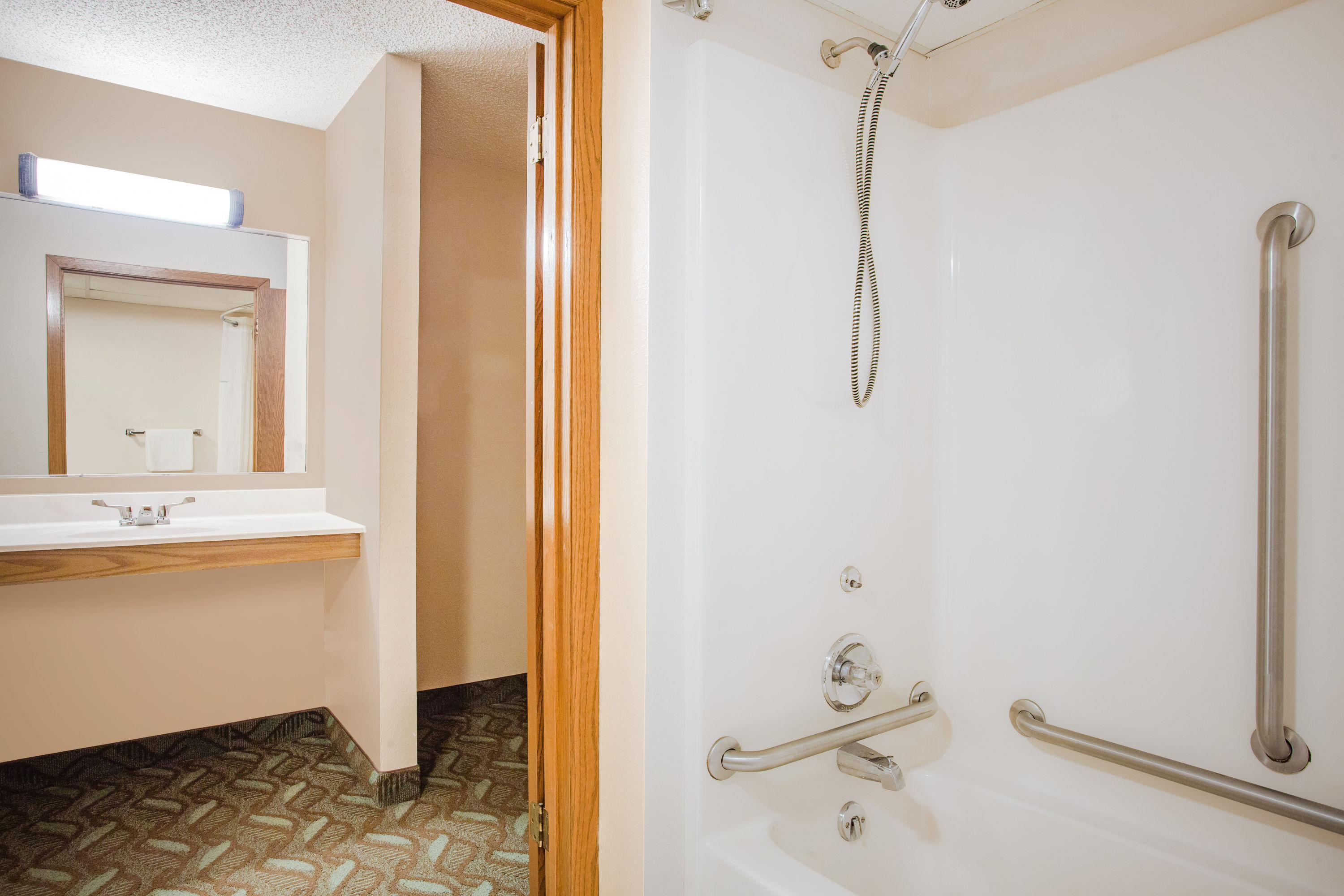 Super 8 by Wyndham Monroe WI | Monroe, WI Hotels