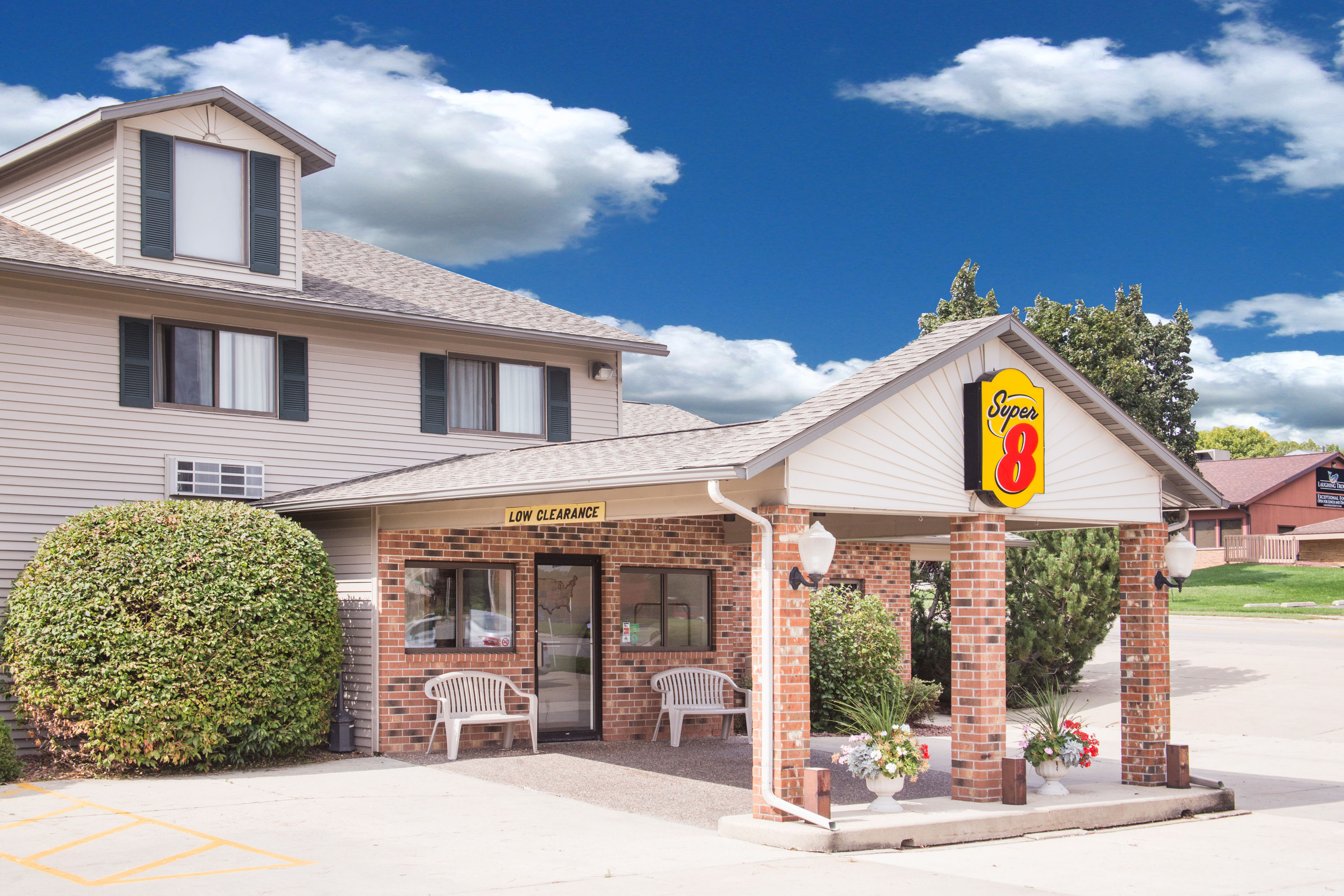 Super 8 by Wyndham Monroe WI | Monroe, WI Hotels
