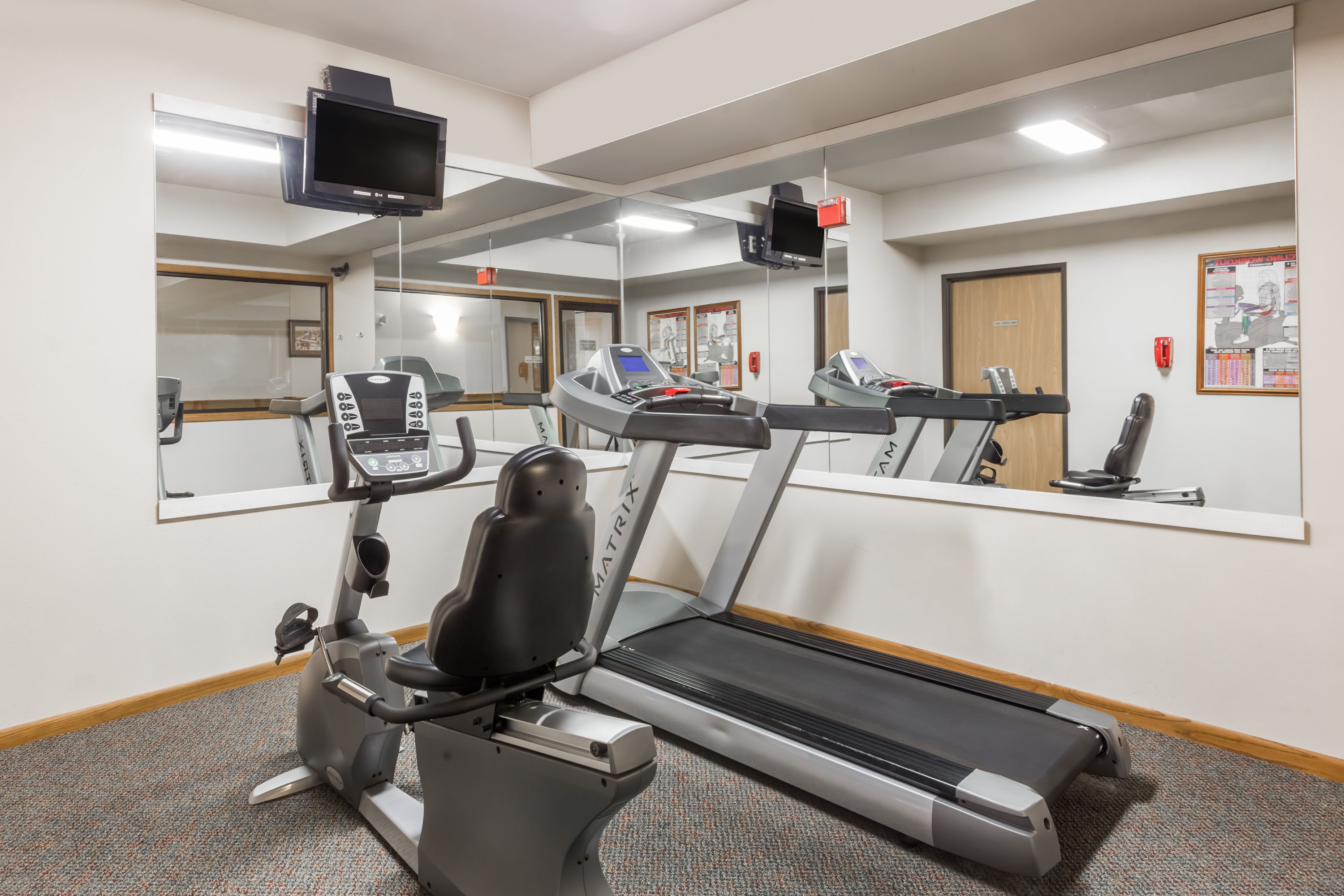 Super 8 by Wyndham Monroe WI | Monroe, WI Hotels