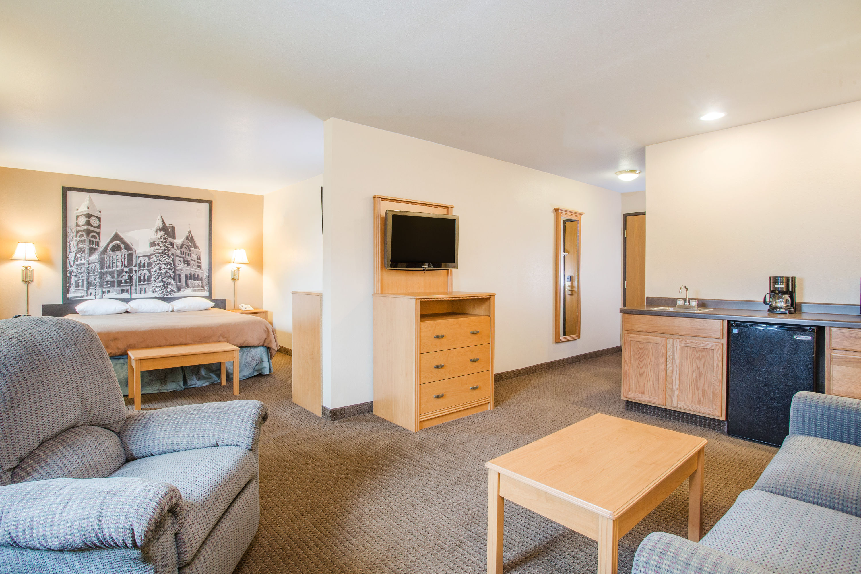 Super 8 by Wyndham Monroe WI | Monroe, WI Hotels