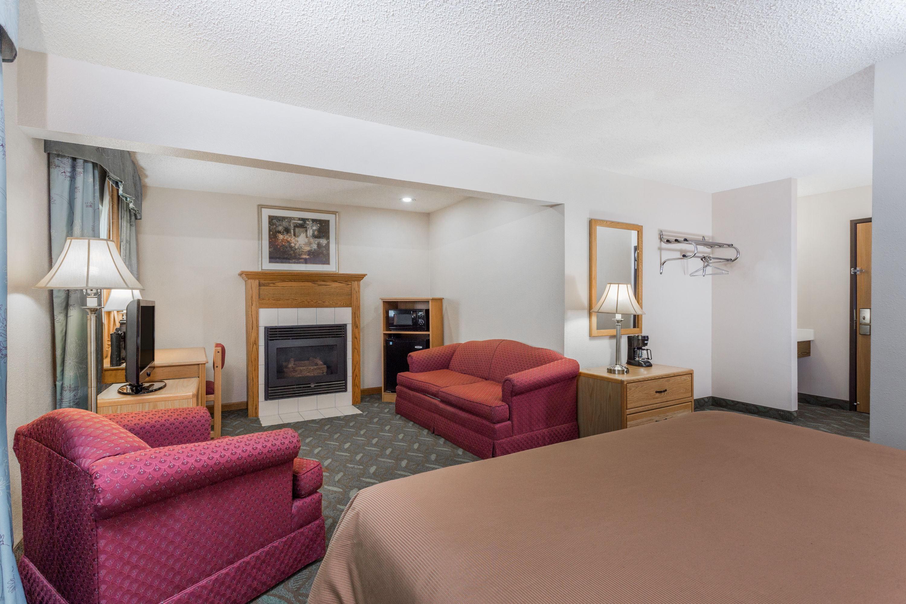 Super 8 by Wyndham Monroe WI | Monroe, WI Hotels