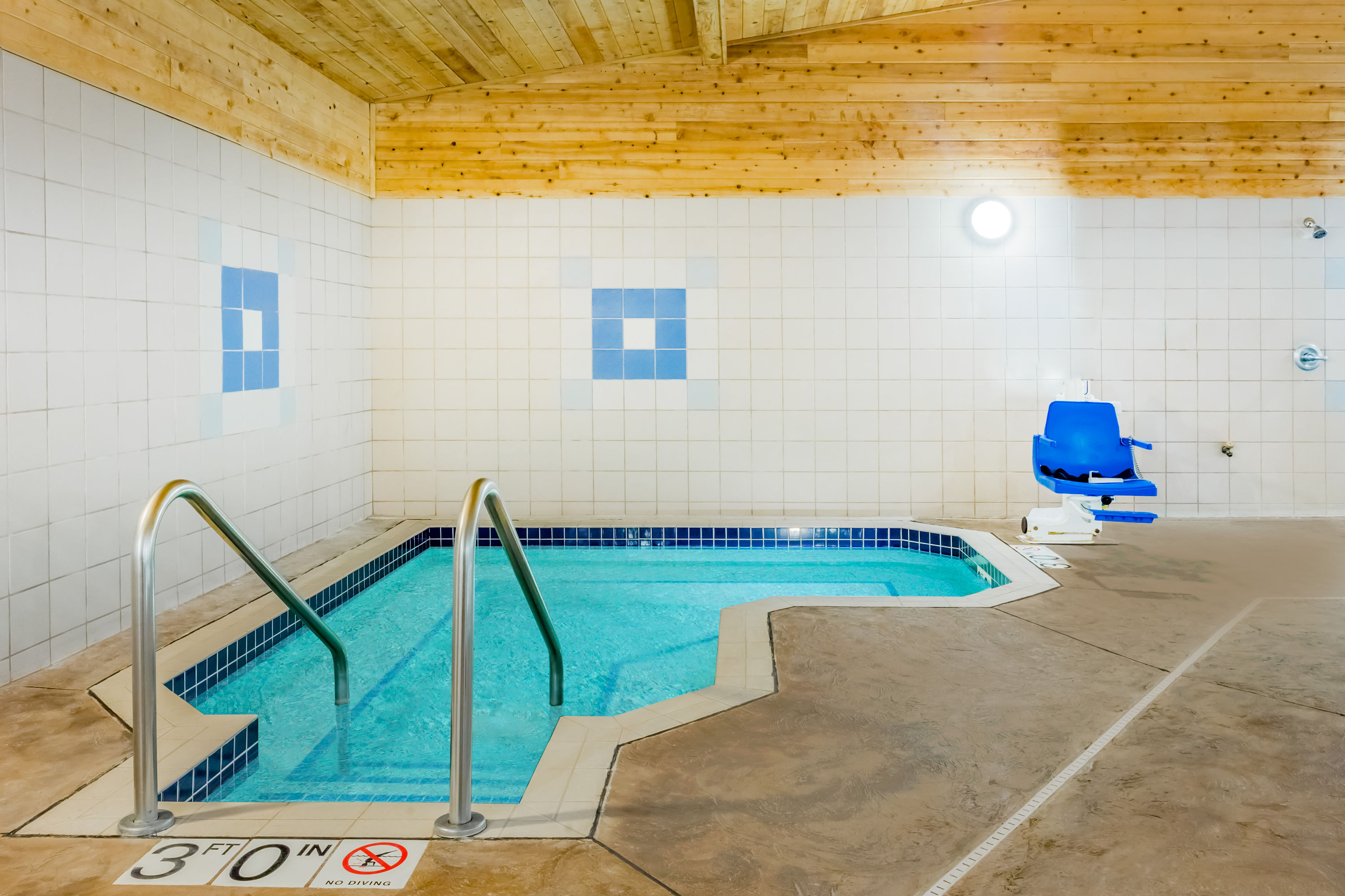 Super 8 by Wyndham Monroe WI | Monroe, WI Hotels