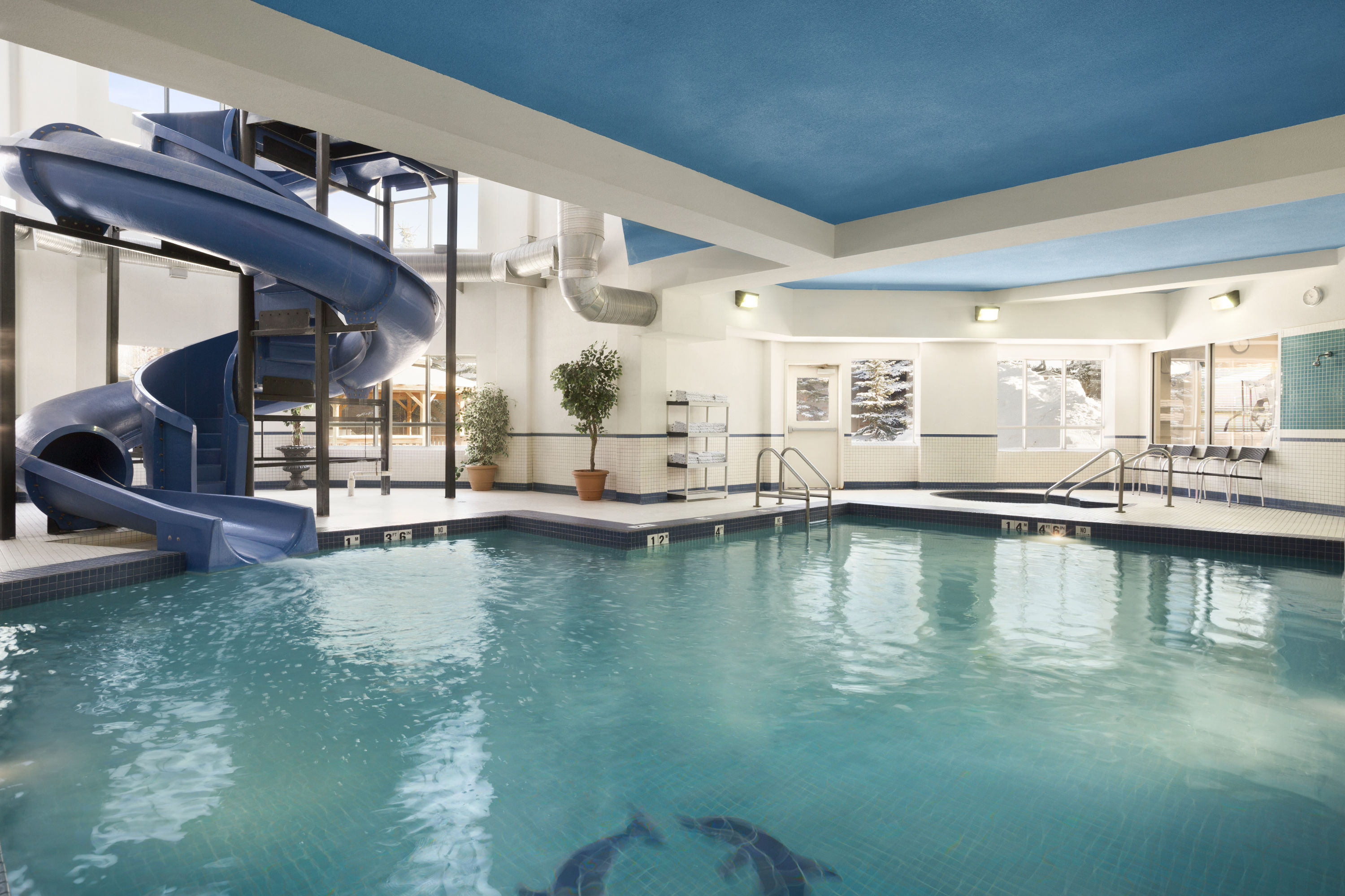 Travelodge by Wyndham Strathmore | Strathmore, AB Hotels