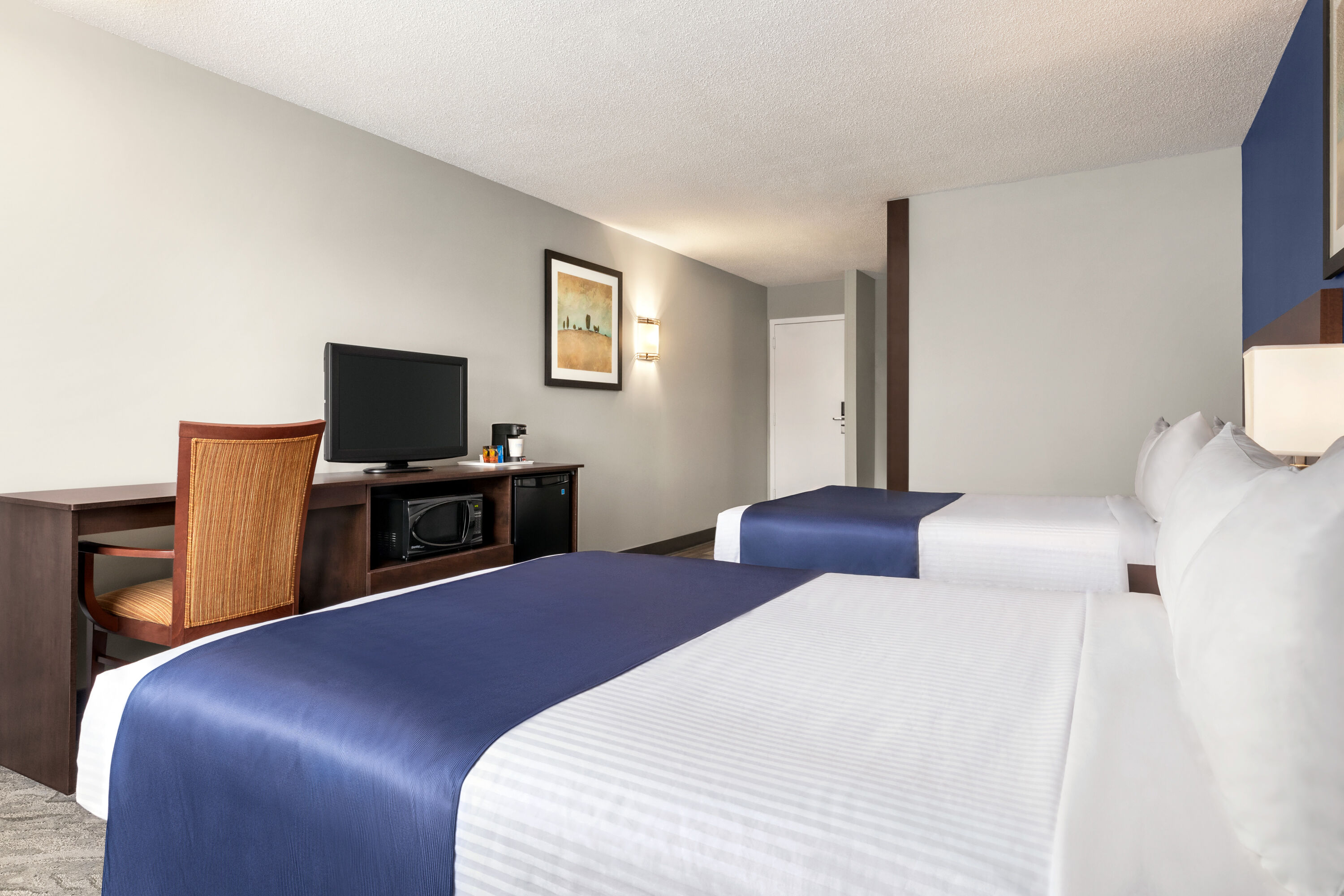 Travelodge by Wyndham Timmins | Timmins, ON Hotels