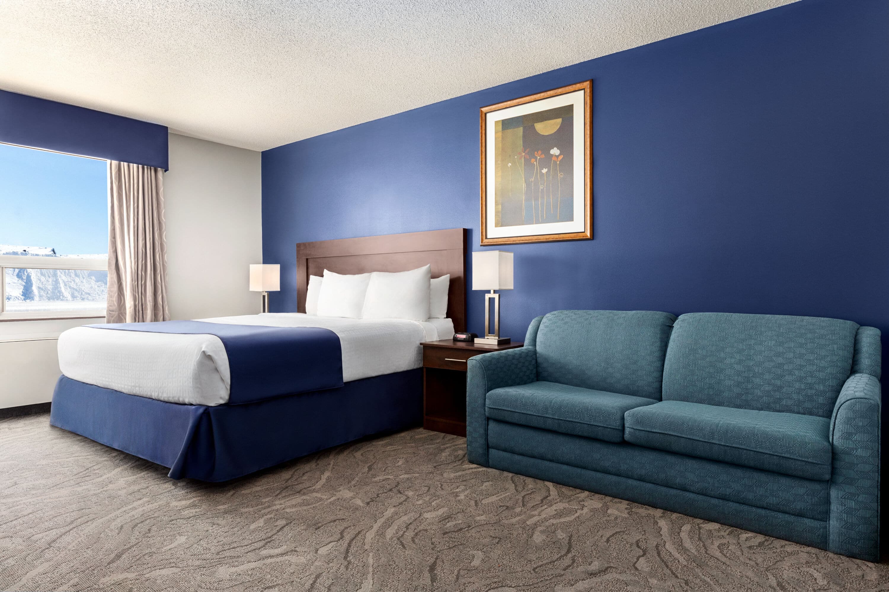 Travelodge by Wyndham Timmins | Timmins, ON Hotels