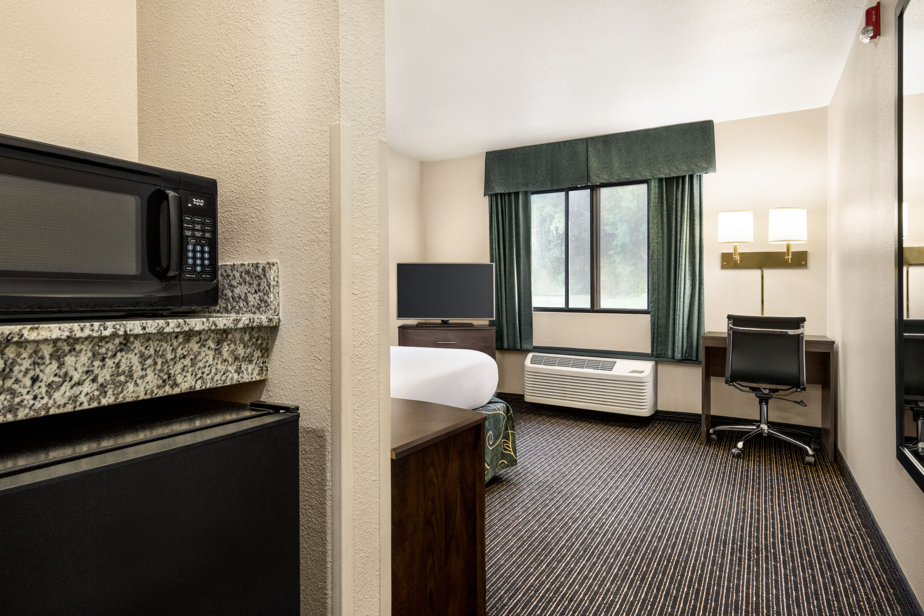 Travelodge by Wyndham Yuma | Yuma, AZ Hotels