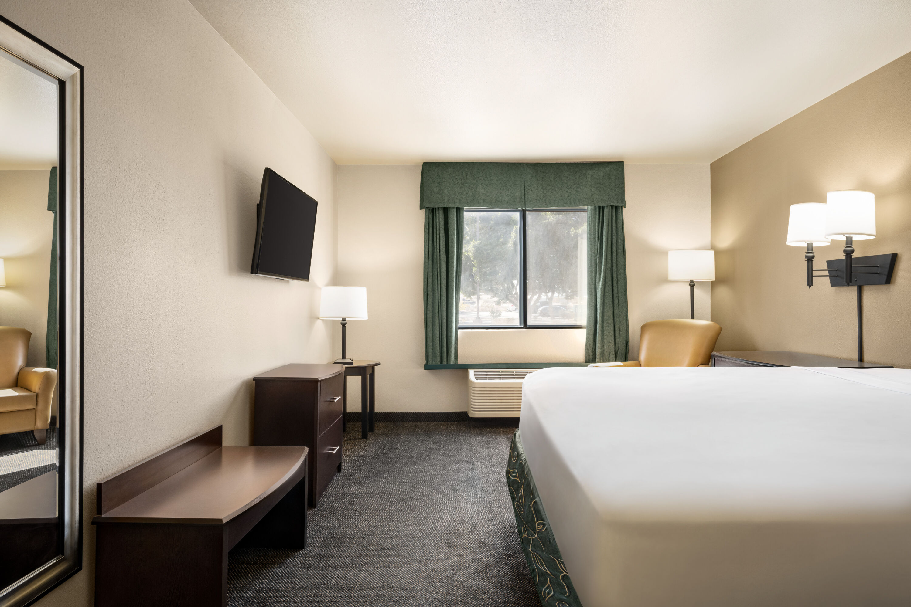 Travelodge by Wyndham Yuma | Yuma, AZ Hotels