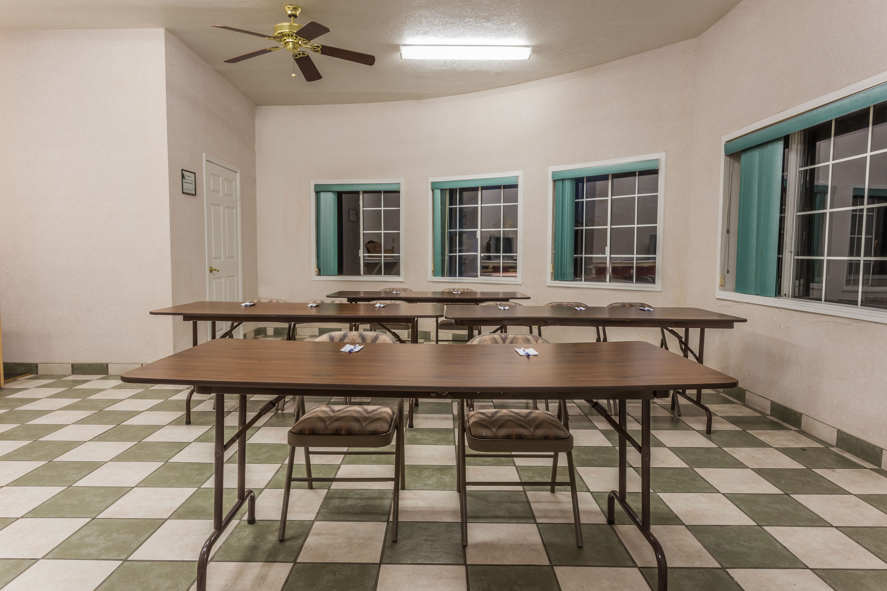 Travelodge by Wyndham Merced Yosemite | Merced, CA Hotels