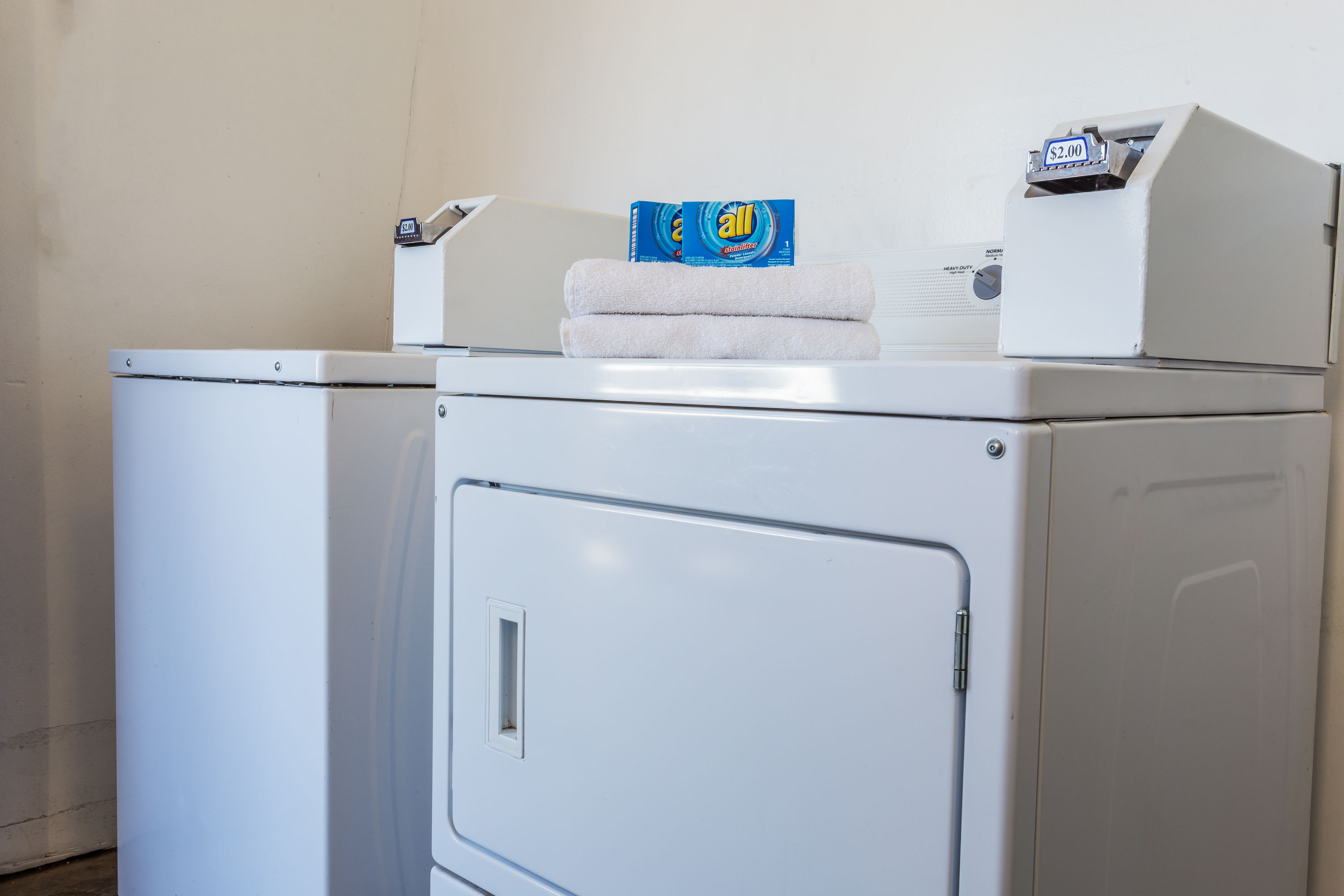 Travelodge by Wyndham Merced Yosemite | Merced, CA Hotels