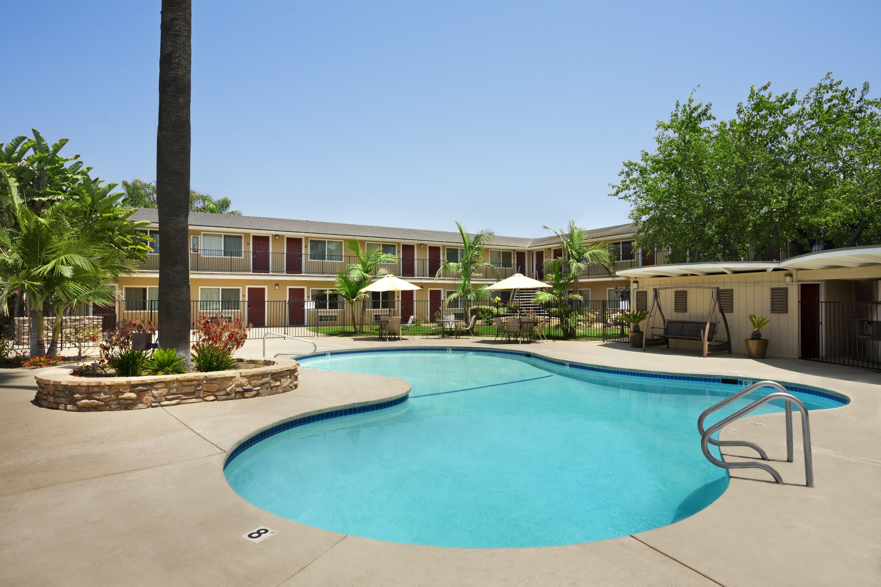 Travelodge by Wyndham Santa Maria | Santa Maria, CA Hotels