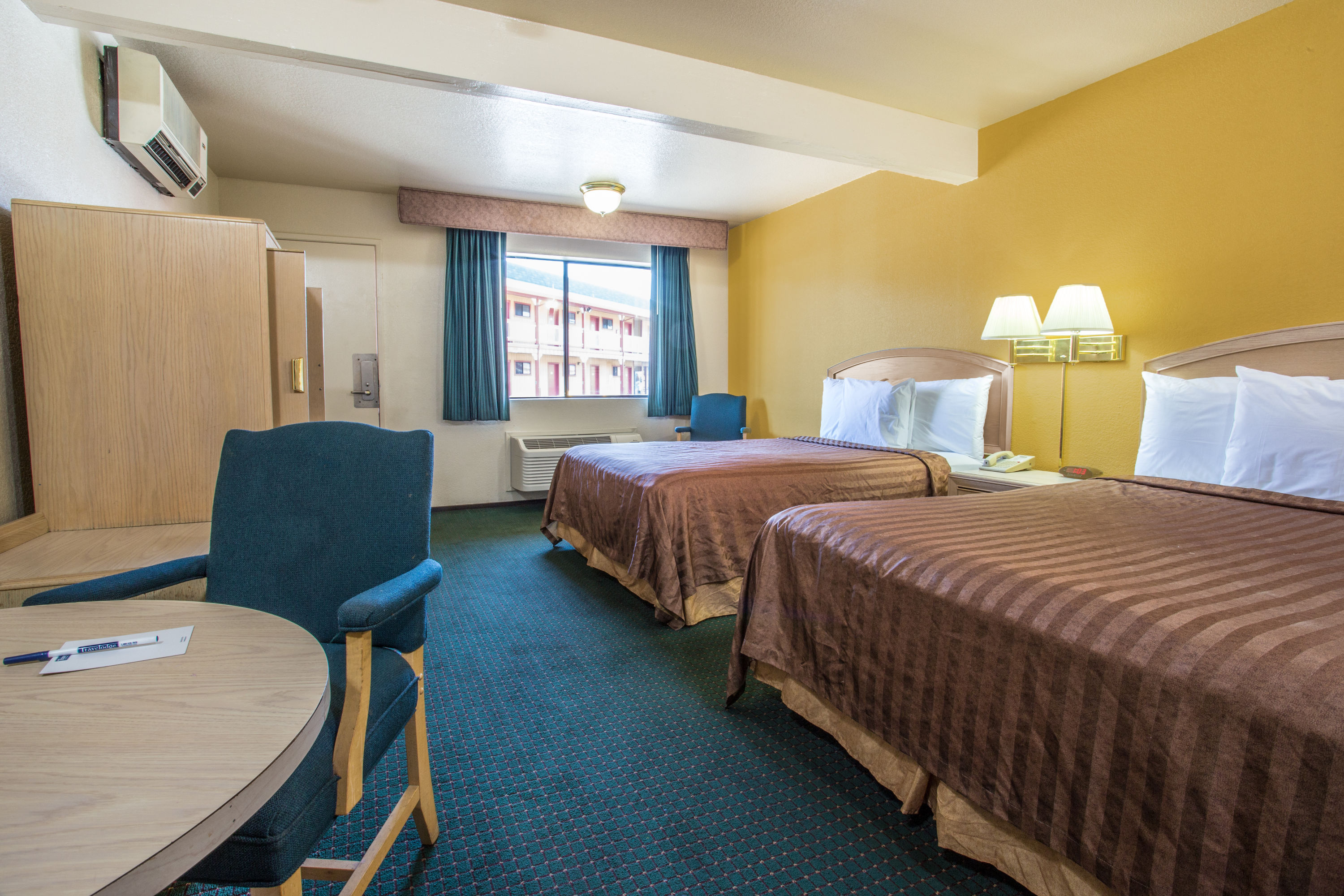 Travelodge by Wyndham Turlock | Turlock, CA Hotels