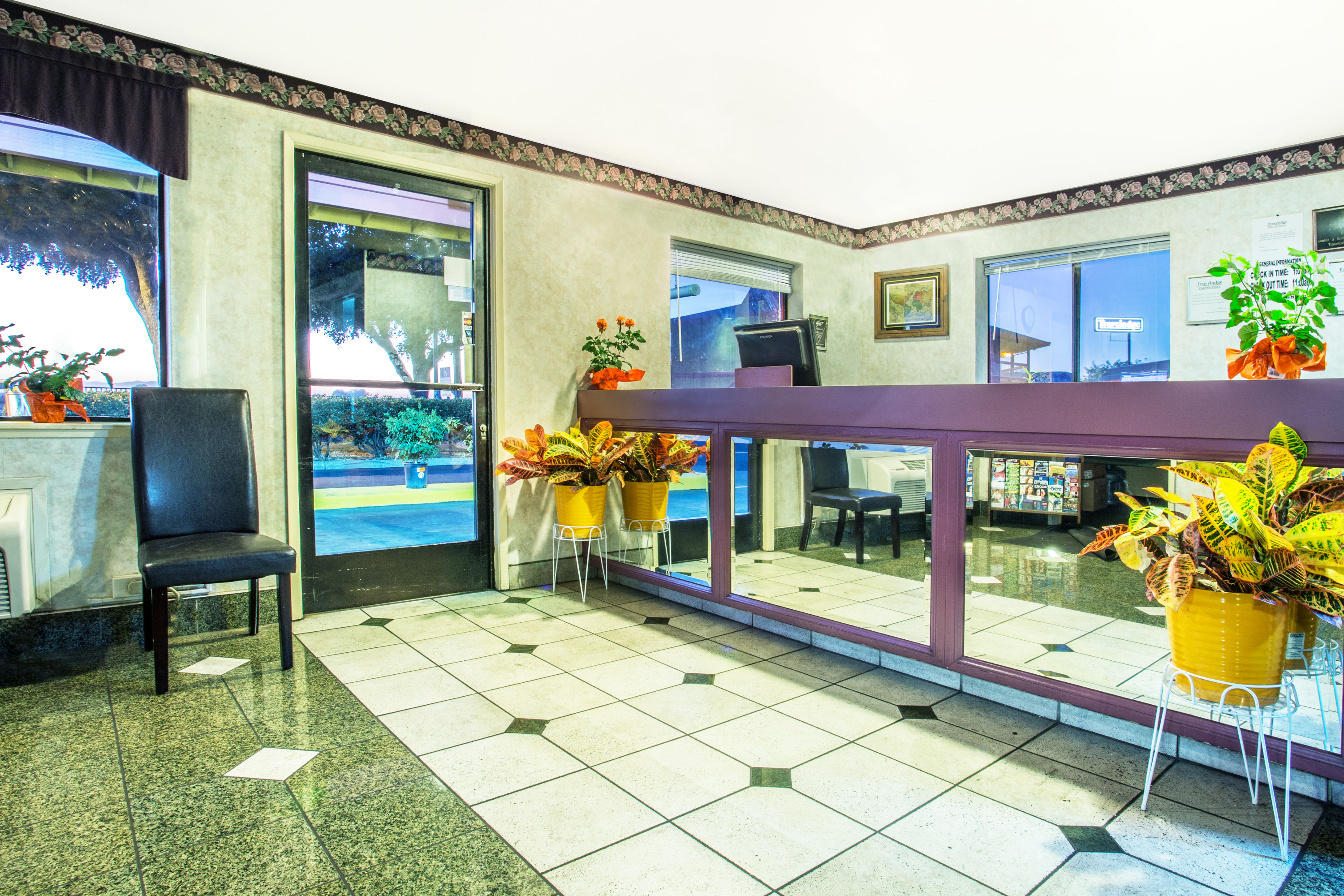 Travelodge by Wyndham Turlock | Turlock, CA Hotels