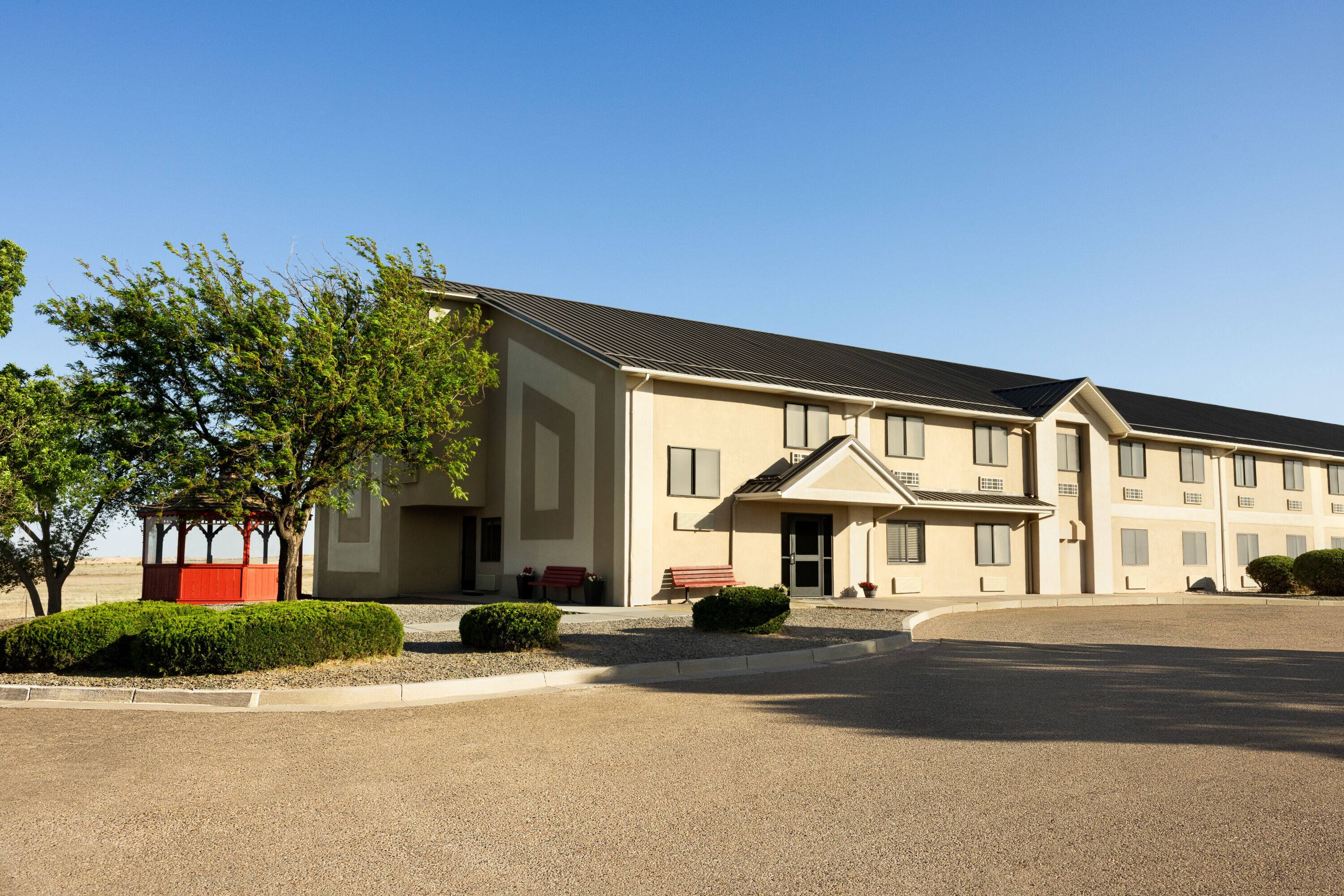 Travelodge by Wyndham Vaughn | Vaughn, NM Hotels