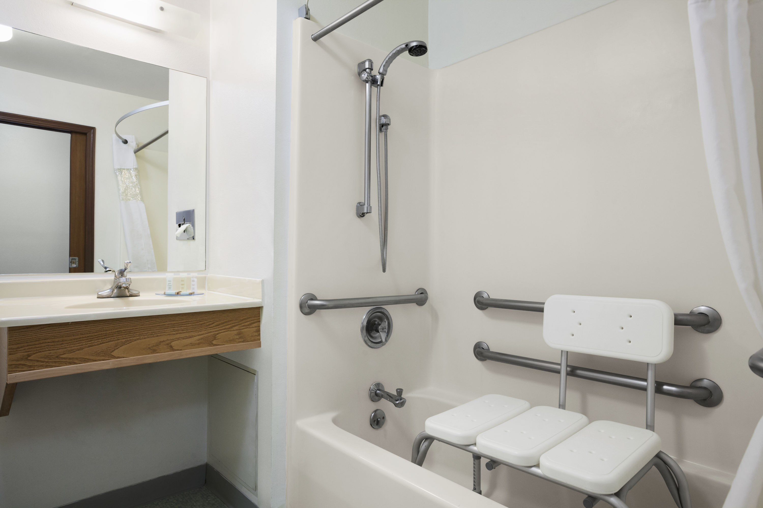 Travelodge by Wyndham Elko NV | Elko, NV Hotels