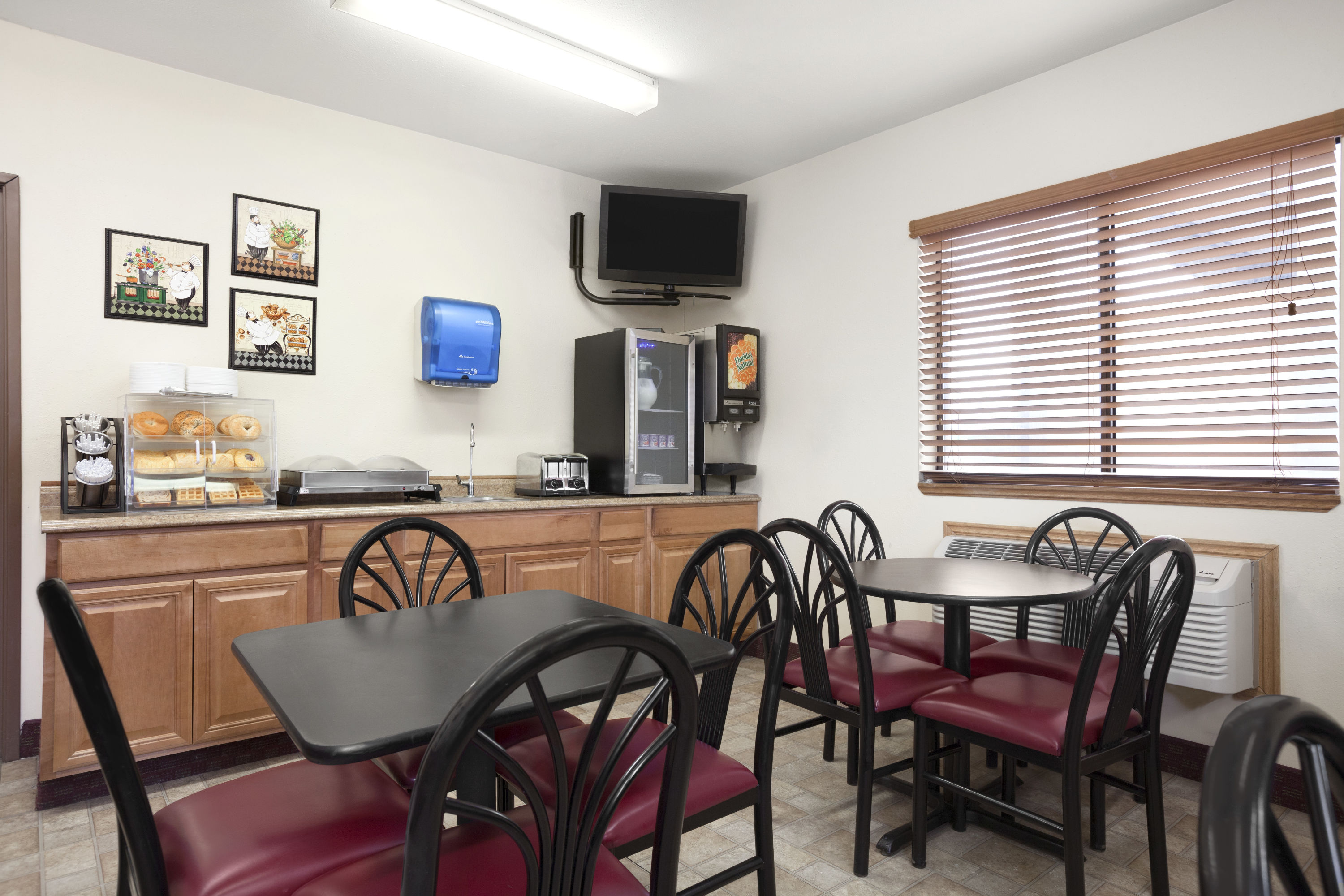 Travelodge by Wyndham Elko NV | Elko, NV Hotels