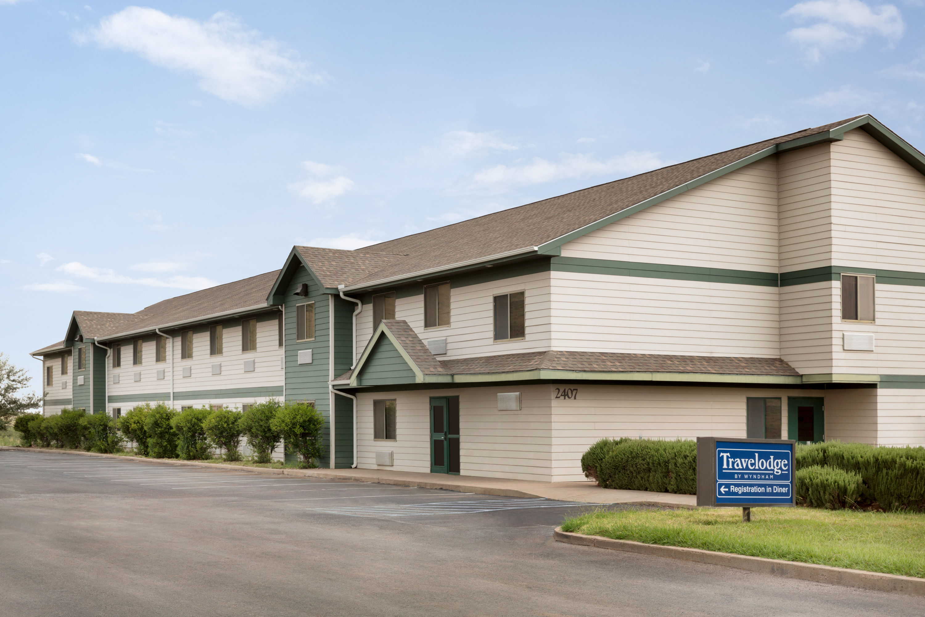 Travelodge by Wyndham Alpine | Alpine, TX Hotels